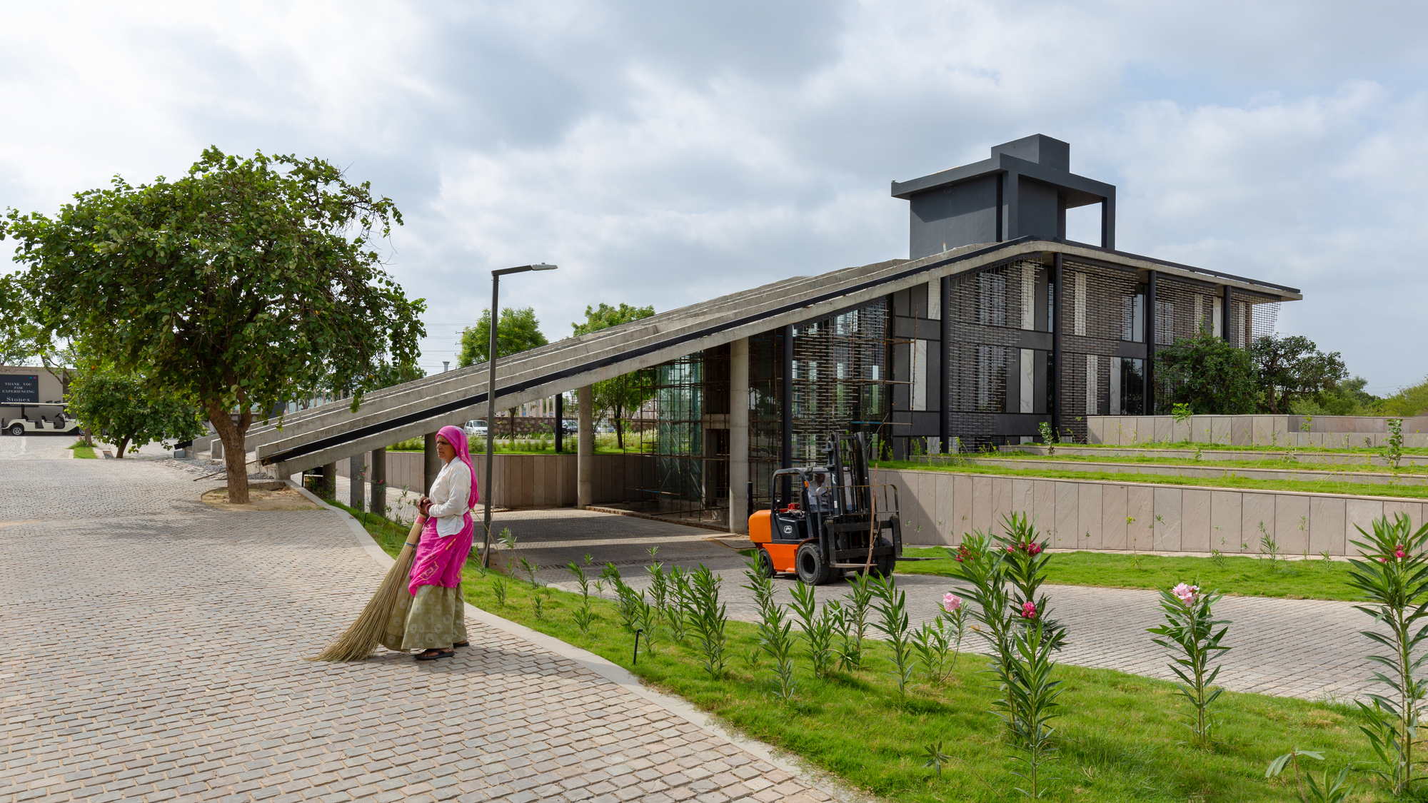 Gallery of Administrative and Industrial Complex for Stonex ...