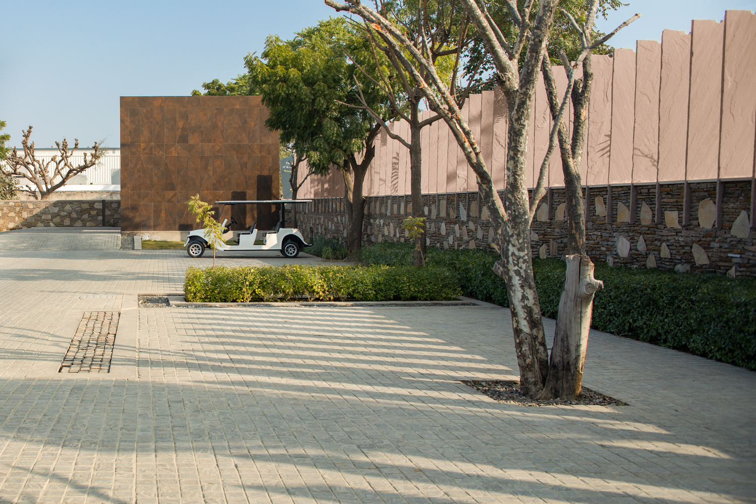 Gallery of Administrative and Industrial Complex for Stonex ...