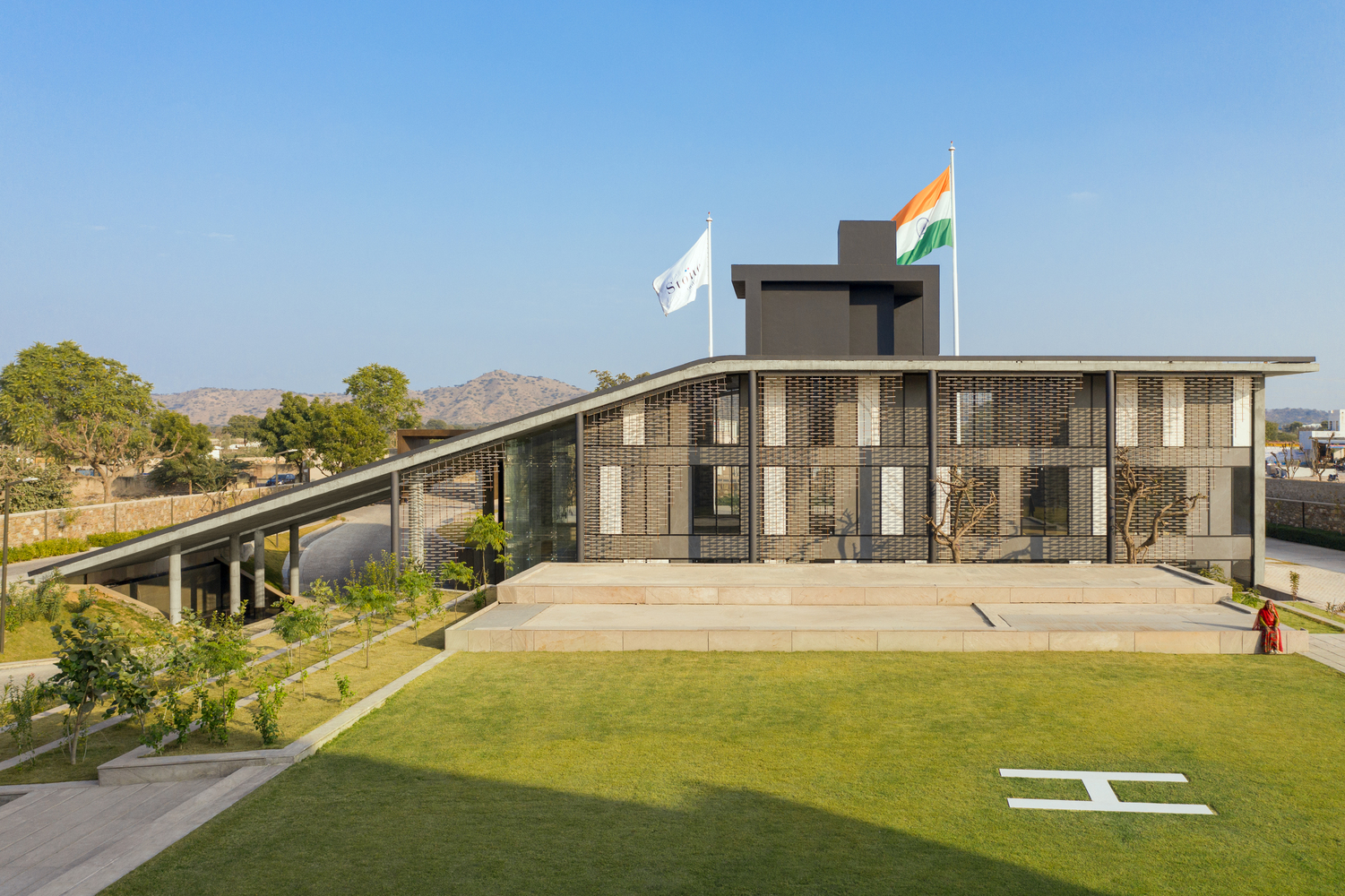 Gallery of Administrative and Industrial Complex for Stonex ...