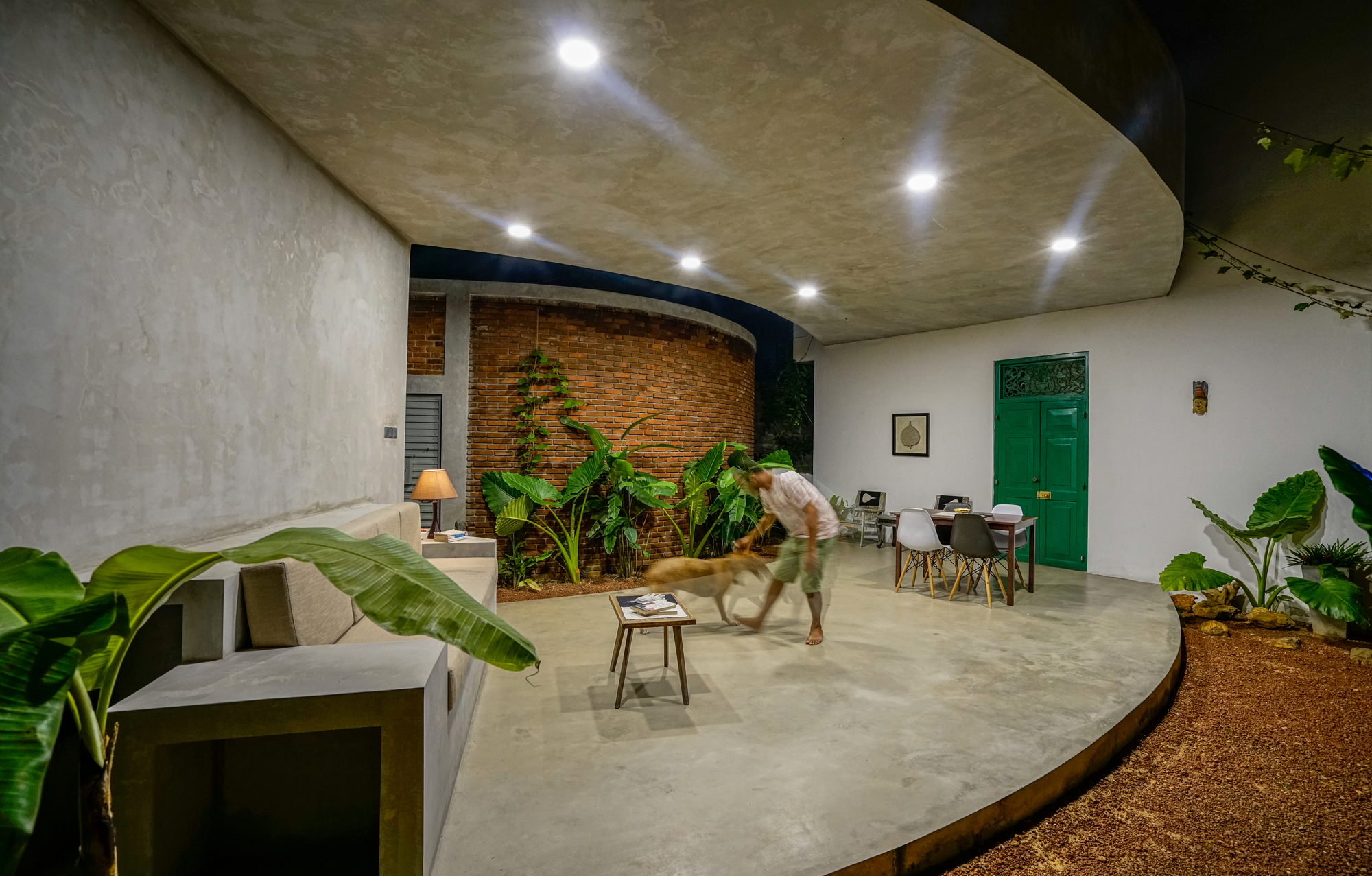Gallery of The “cul-de-sac” Residence / Chathurika Kulasinghe ...