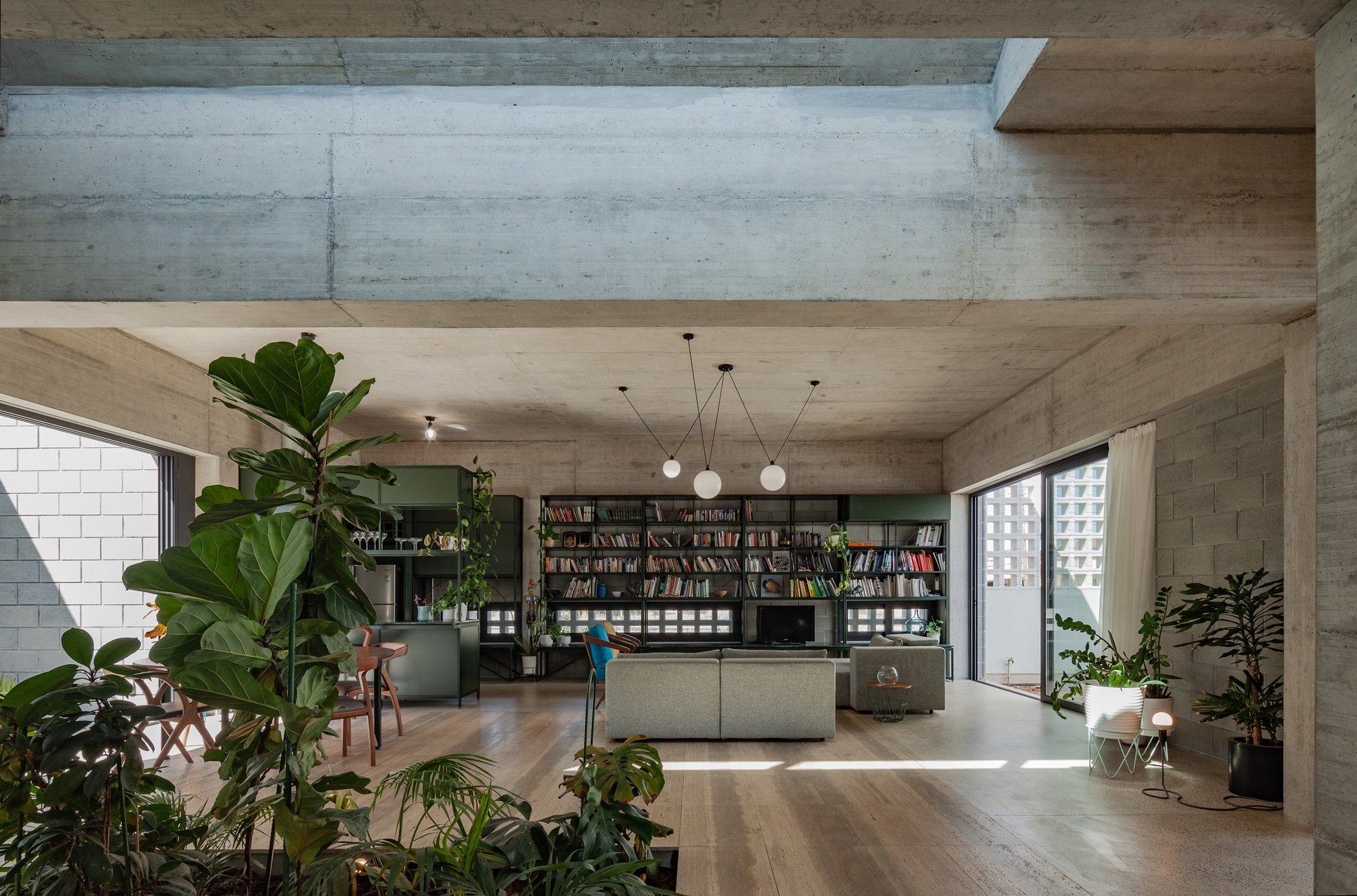 Gallery of A House with Four Gardens / draftworks architects - 28