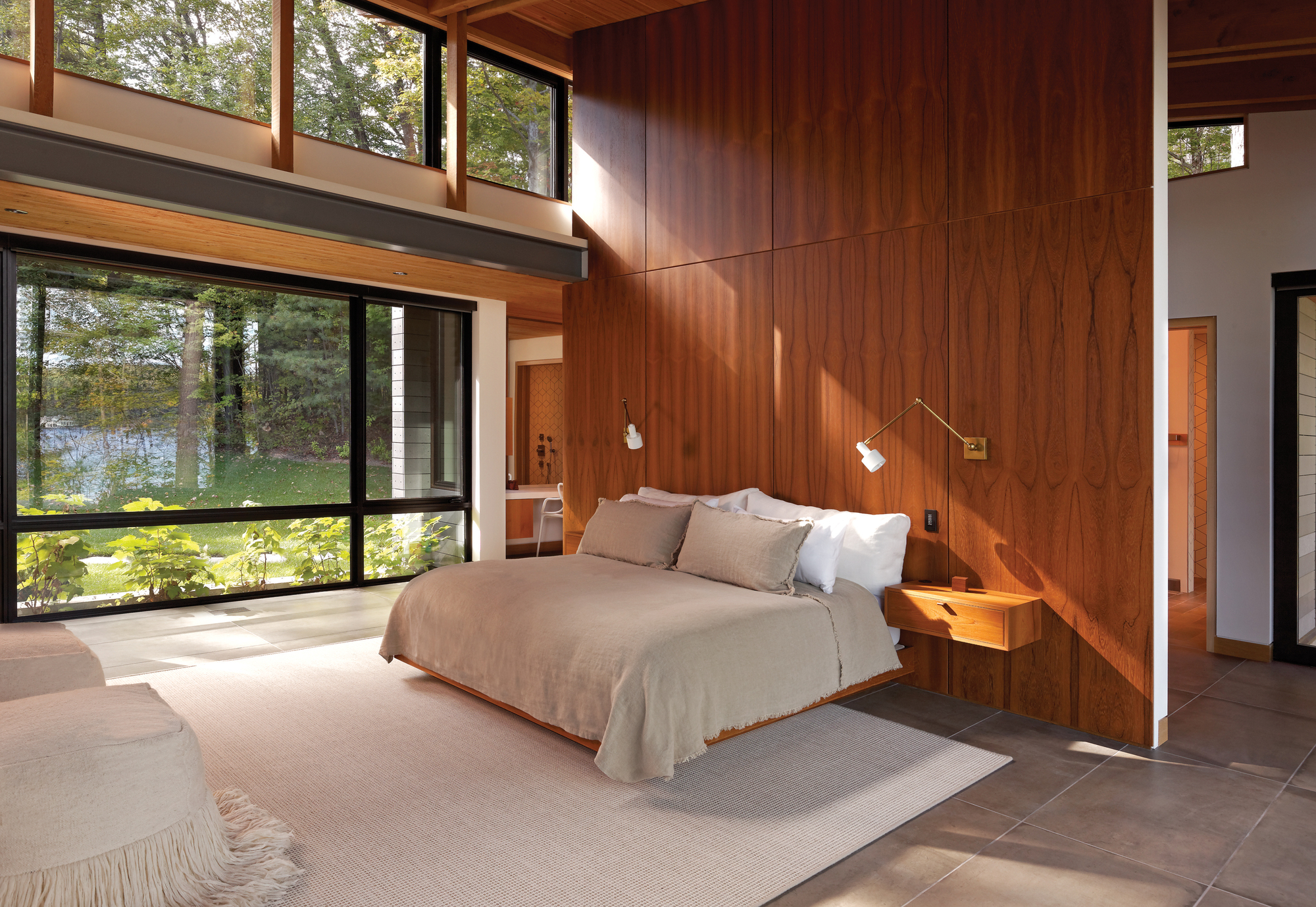 Gallery of Bridge House / +VG Architects - 14