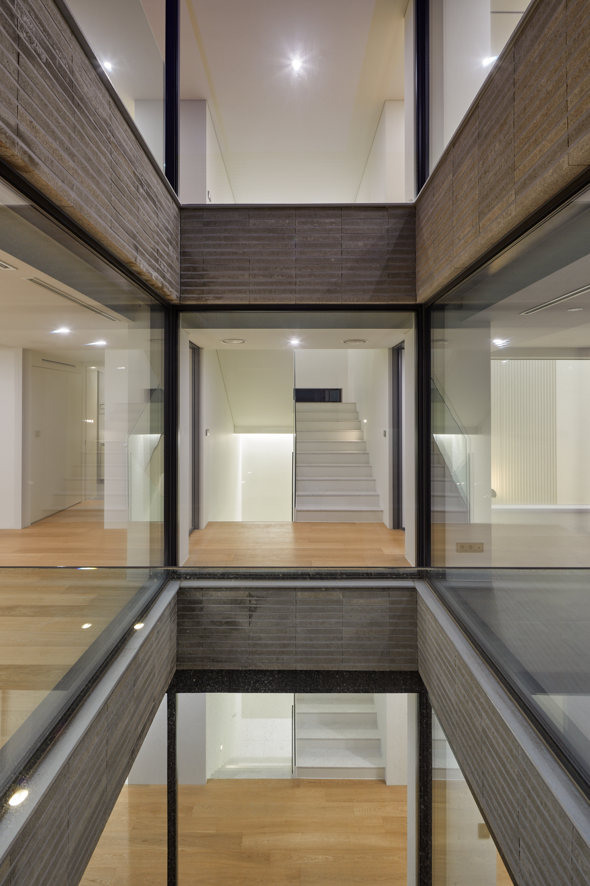 Galeria de Turning Cube / Architectural Designer Cluster - 18