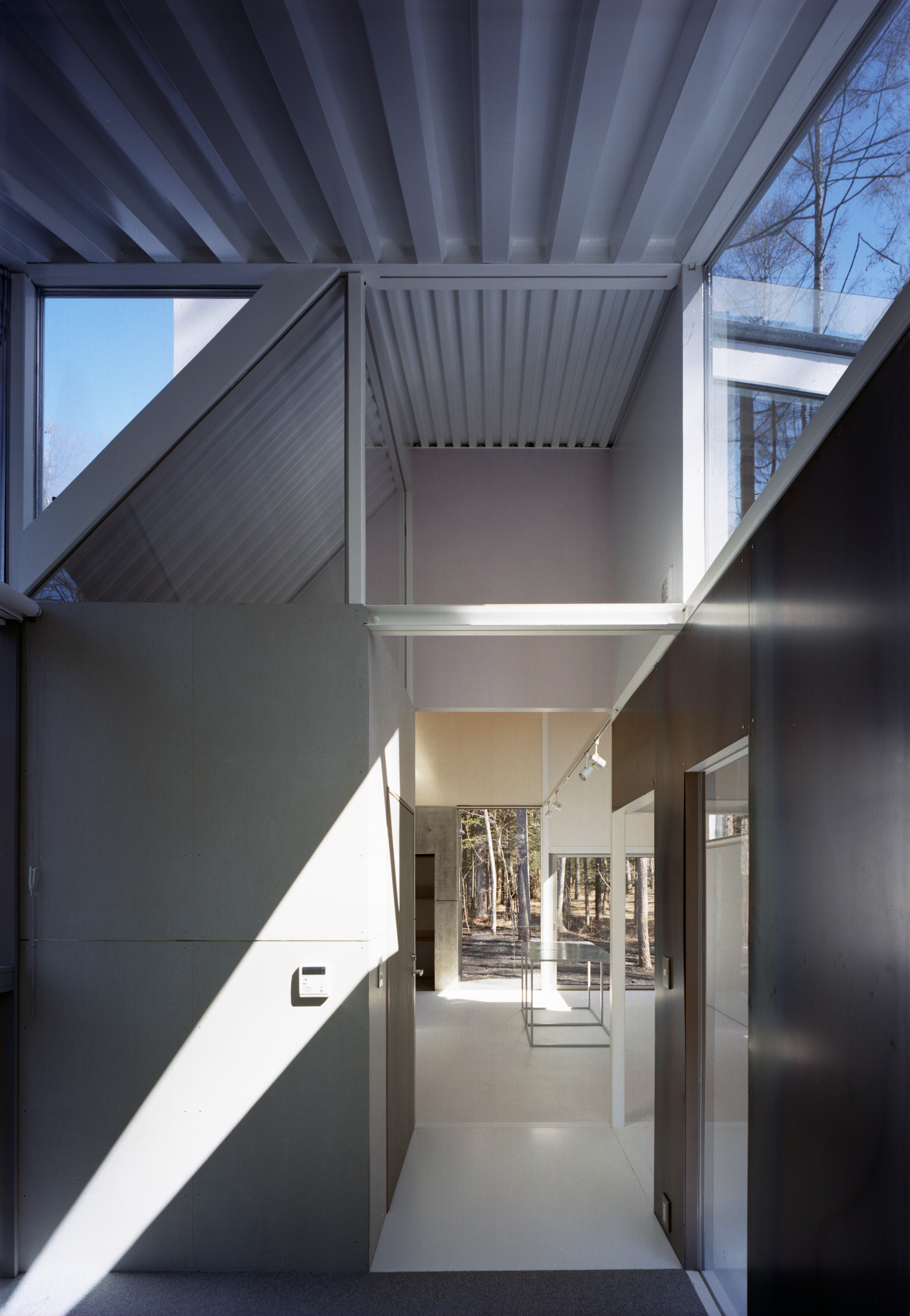 Gallery of Gradation in the Forest House / Kotoaki Asano Architect ...