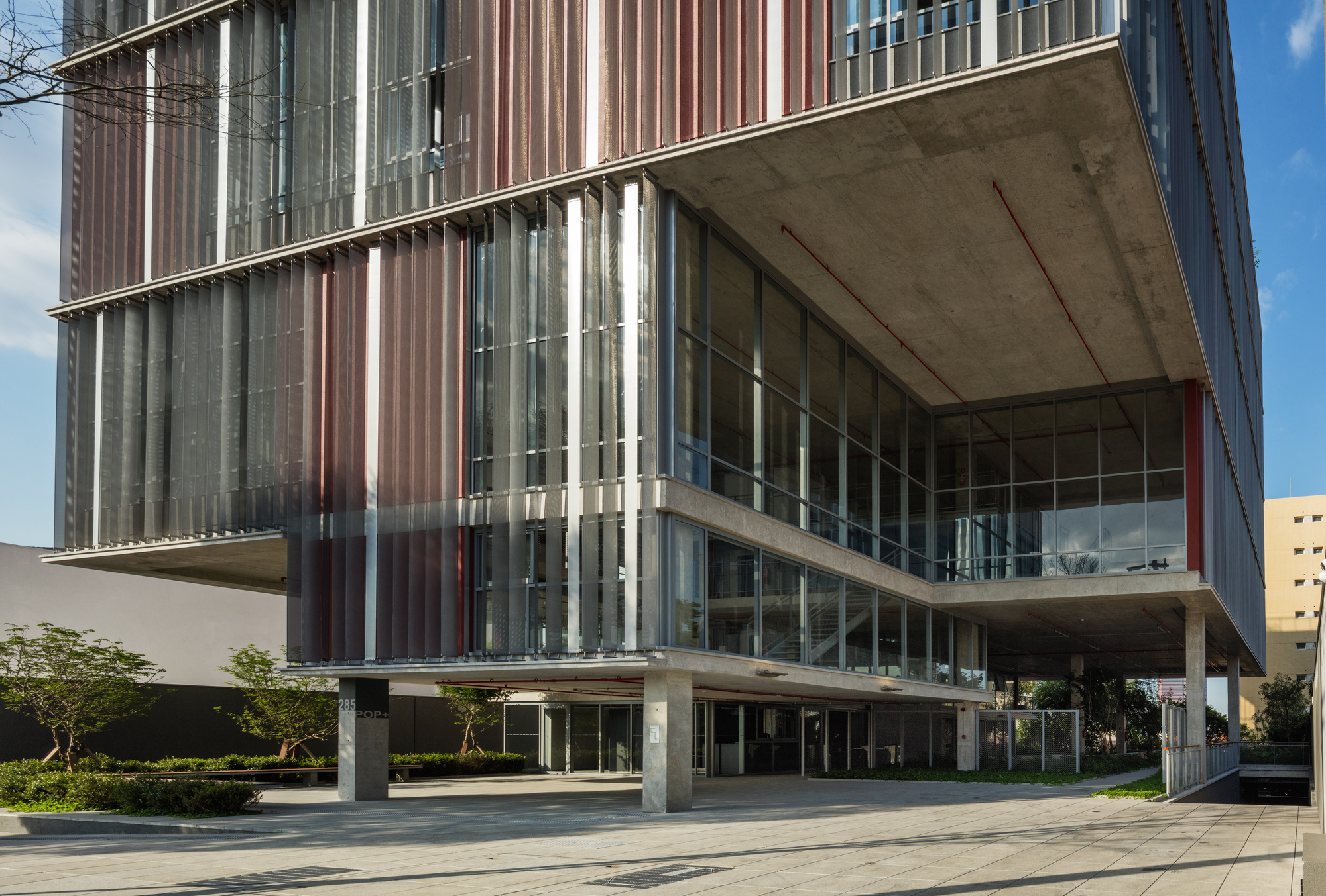 Gallery of Pop+ Building / Andrade Morettin Arquitetos Associados - 4
