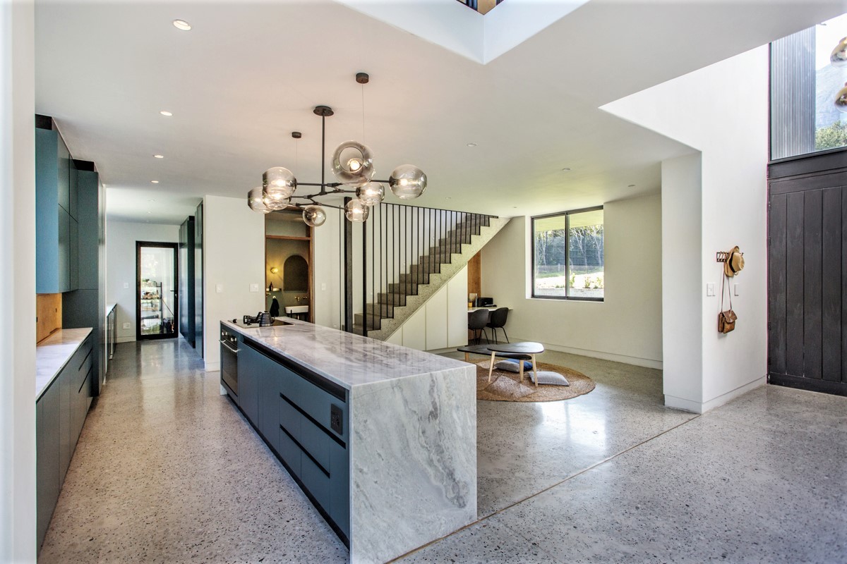 Gallery of Sassen Residence / SALT Architects - 23