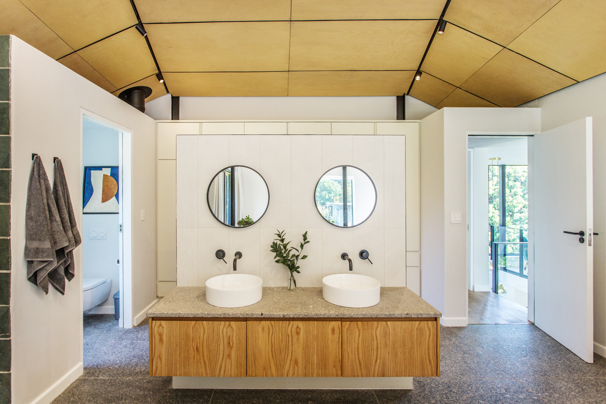 Gallery of Sassen Residence / SALT Architects - 3