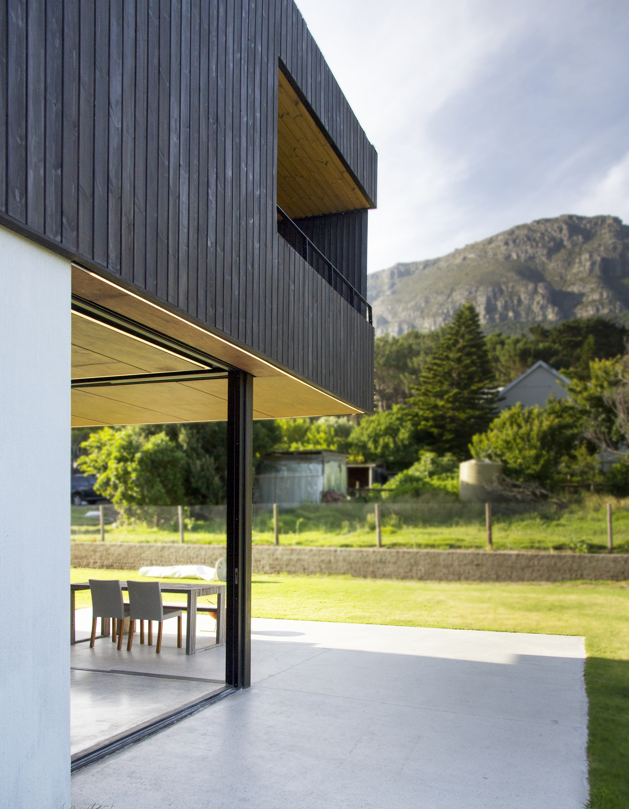 Gallery of Sassen Residence / SALT Architects - 25