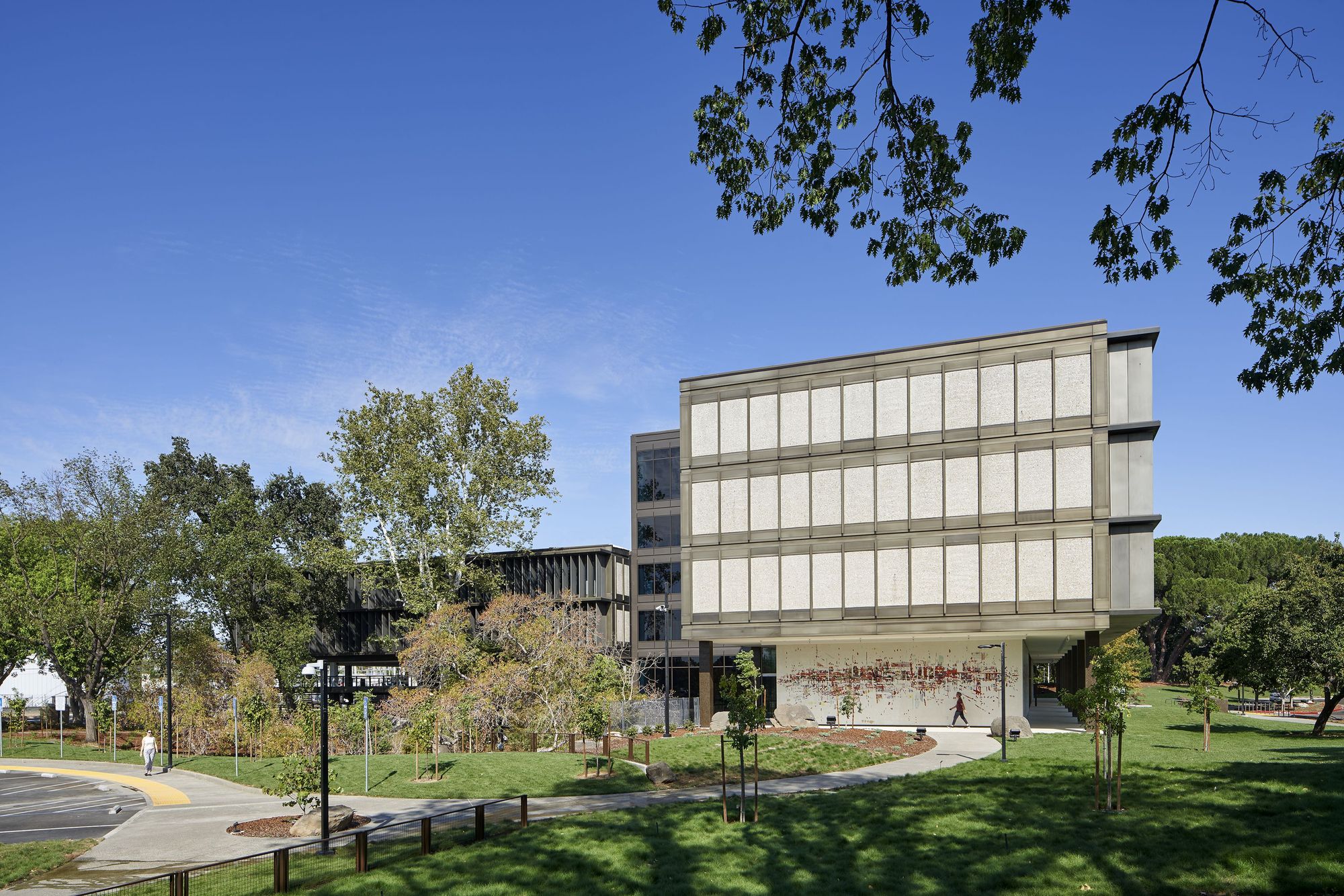 Gallery of Sacramento Municipal Utility District HQ Renovation ...