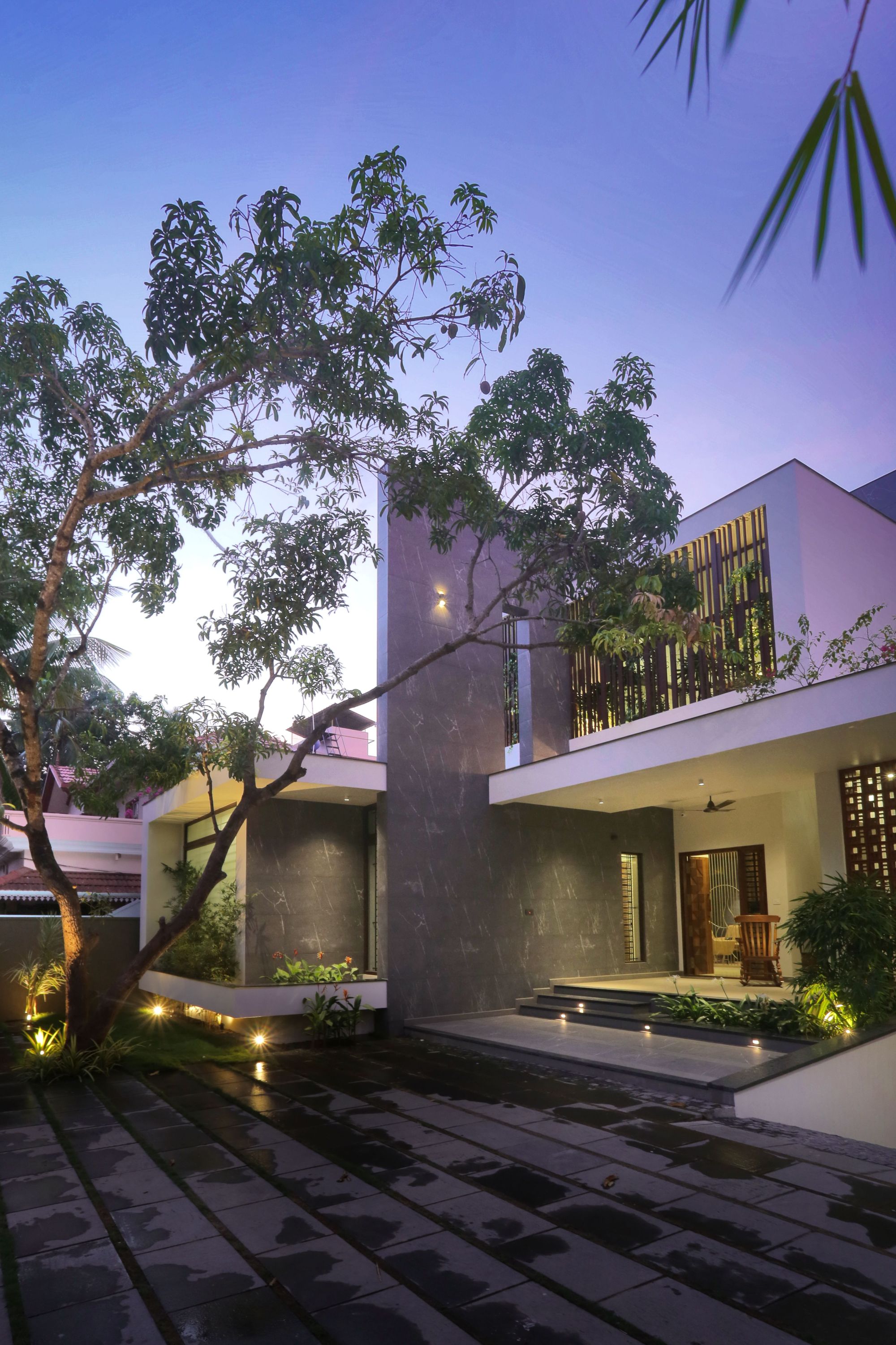 Gallery of The Axial House / VM Architects - 21