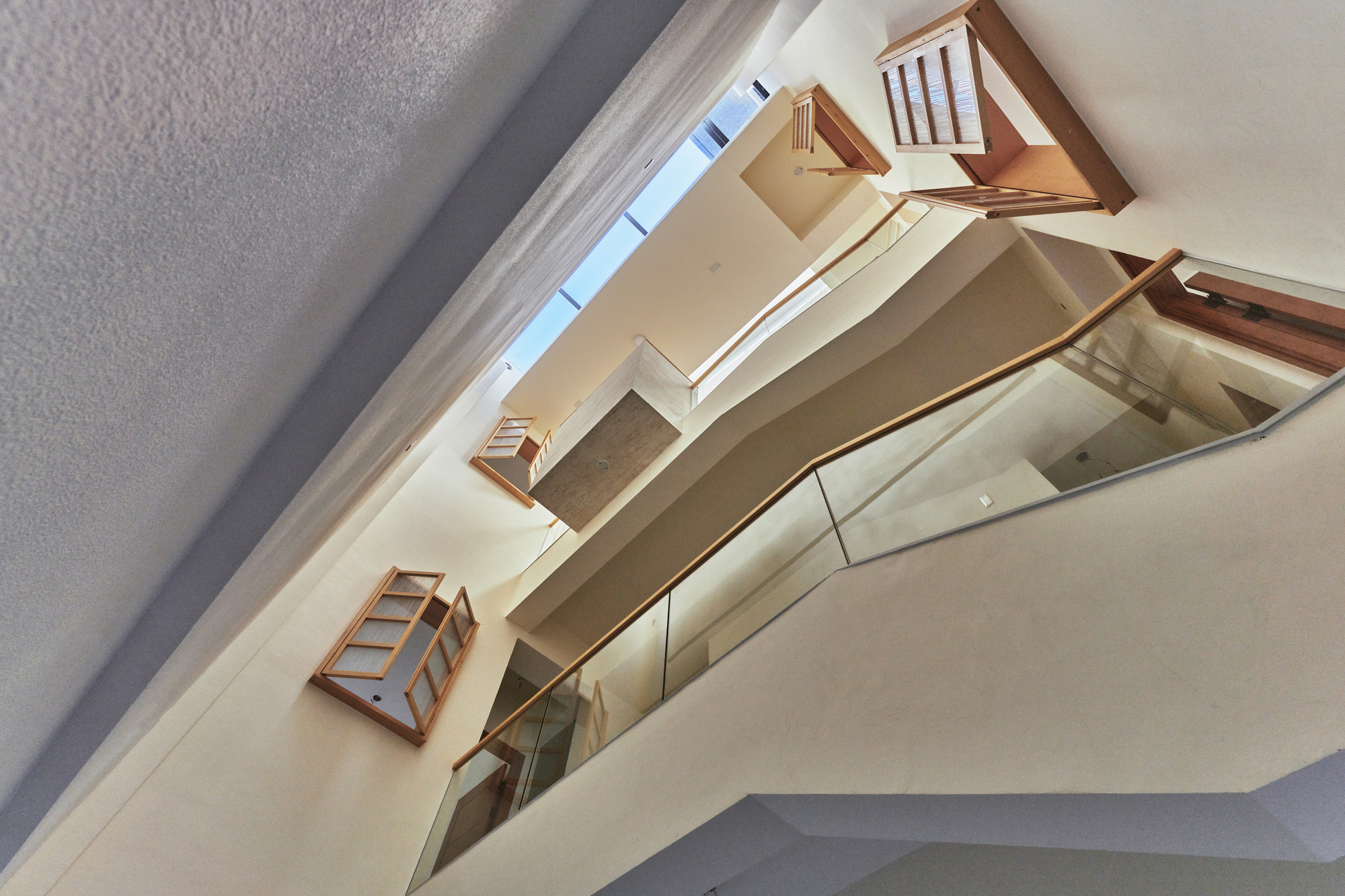 Gallery of House of Light Well / YD Architects - 7