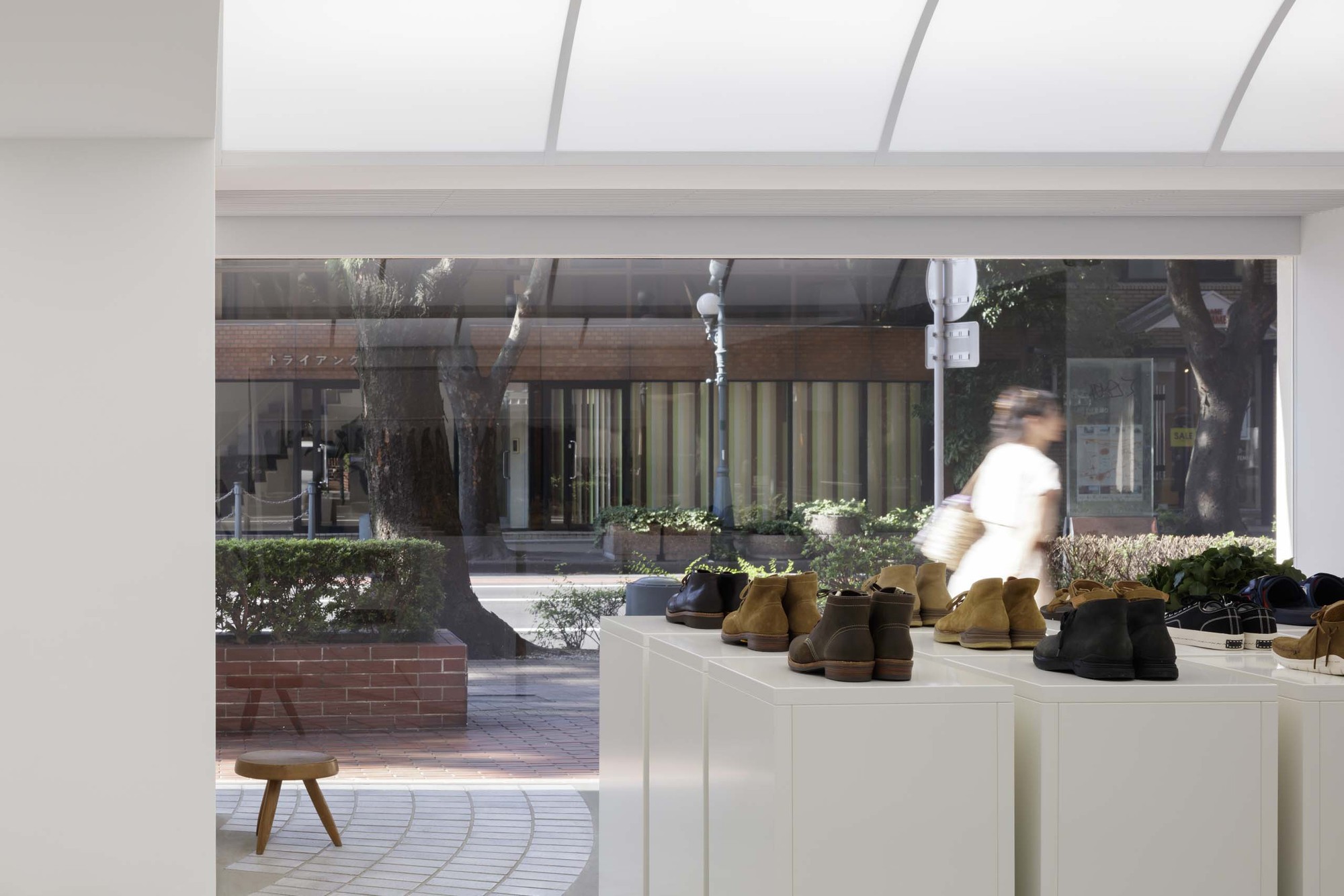 Gallery of F.I.L. FUKUOKA Shop / MURAYAMA + KATO ARCHITECTURE - 15