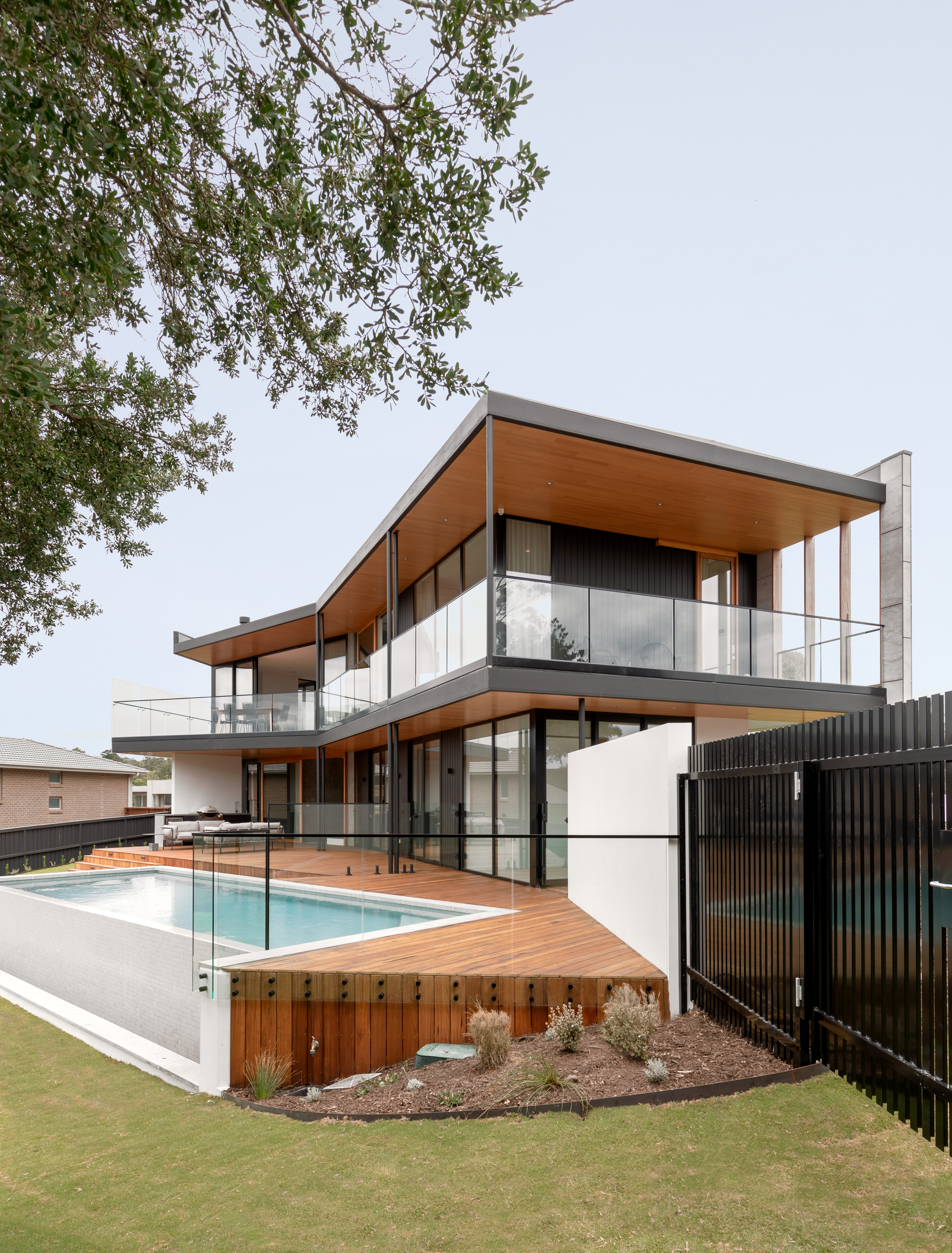 Gallery of Three Angle House / Megowan Architectural - 15