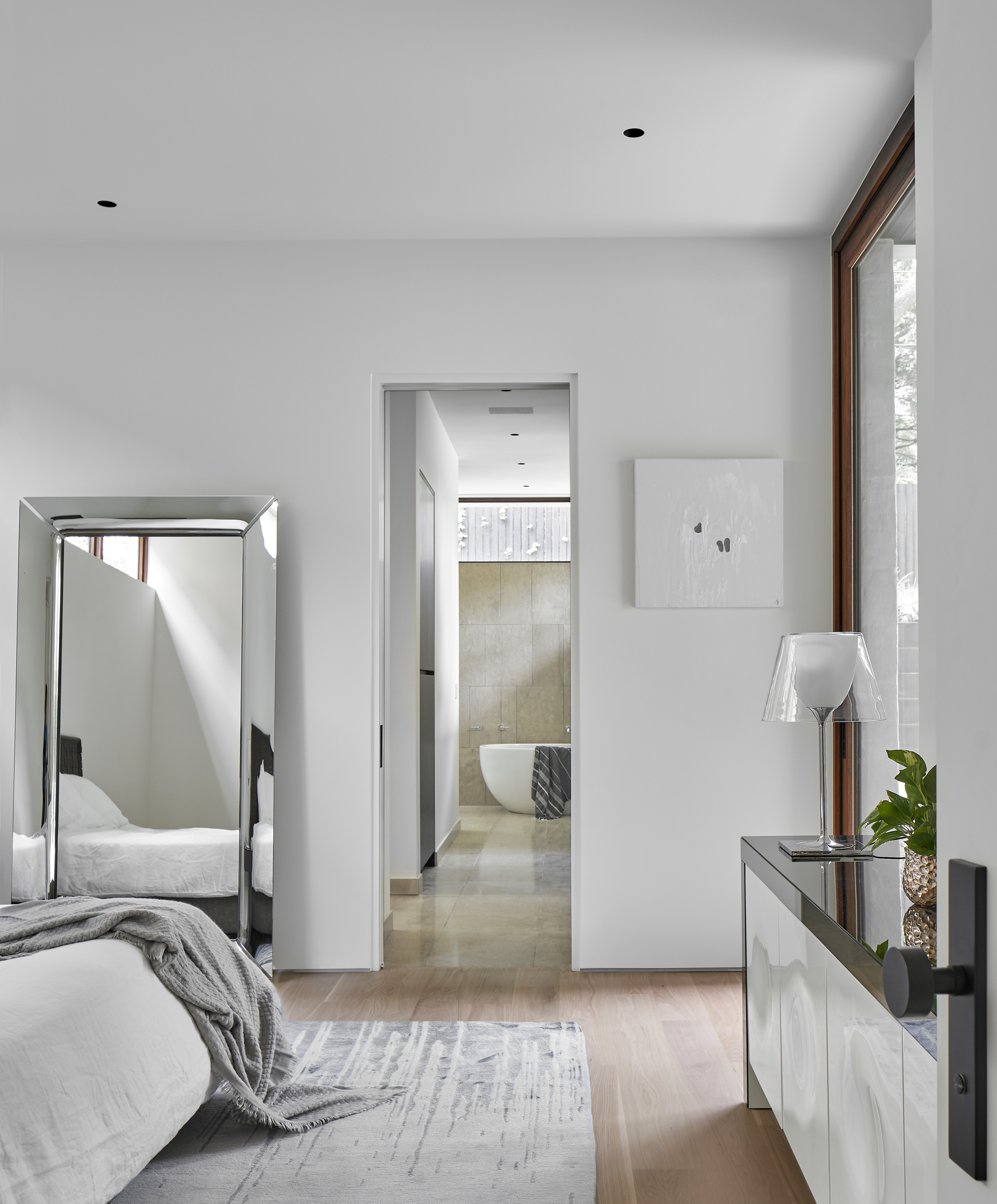 Gallery of Skybox House / Dick Clark + Associates - 16