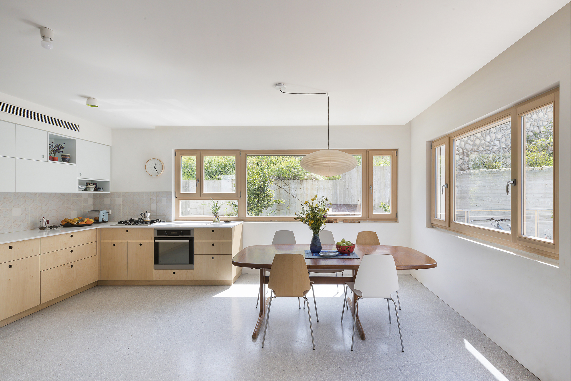 Gallery of The SHN Residence / Doron Sheinman Architects - 5