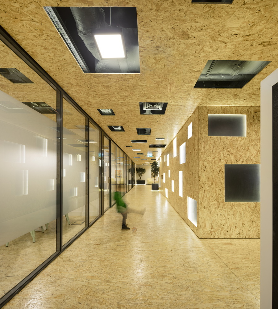Gallery of The Versatility of OSB Panels in 12 Projects - 8