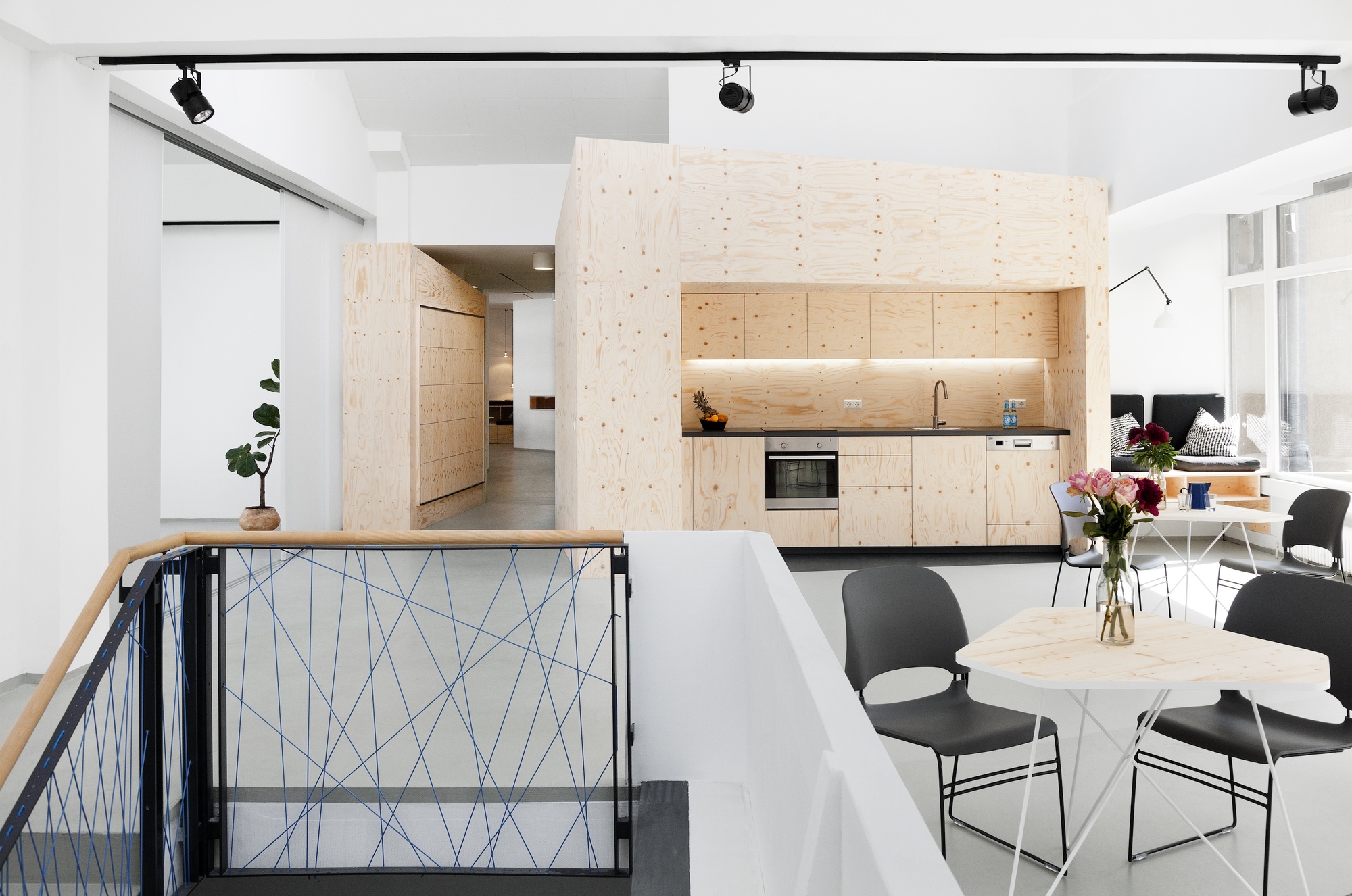 Gallery of Impact Hub Berlin Office Interiors / LXSY Architekten - 4