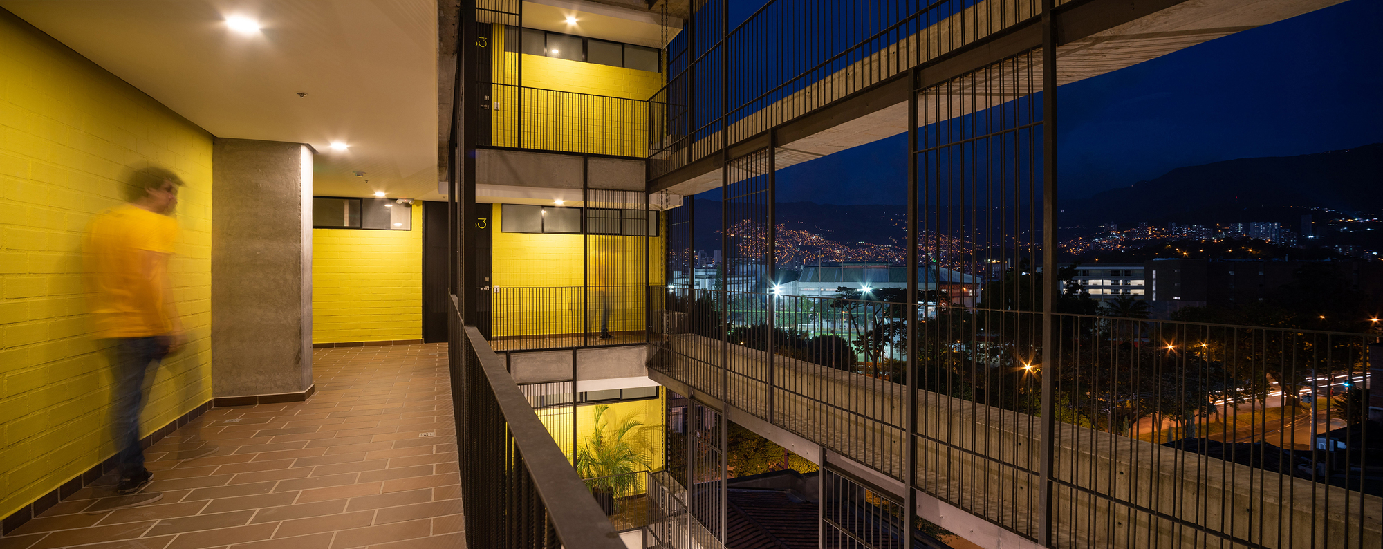 Galería de Edificio Lauret / Connatural + Grupo Terrarea - 31