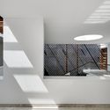 Story of Three Courts Residence / Collage Architecture Studio | ArchDaily