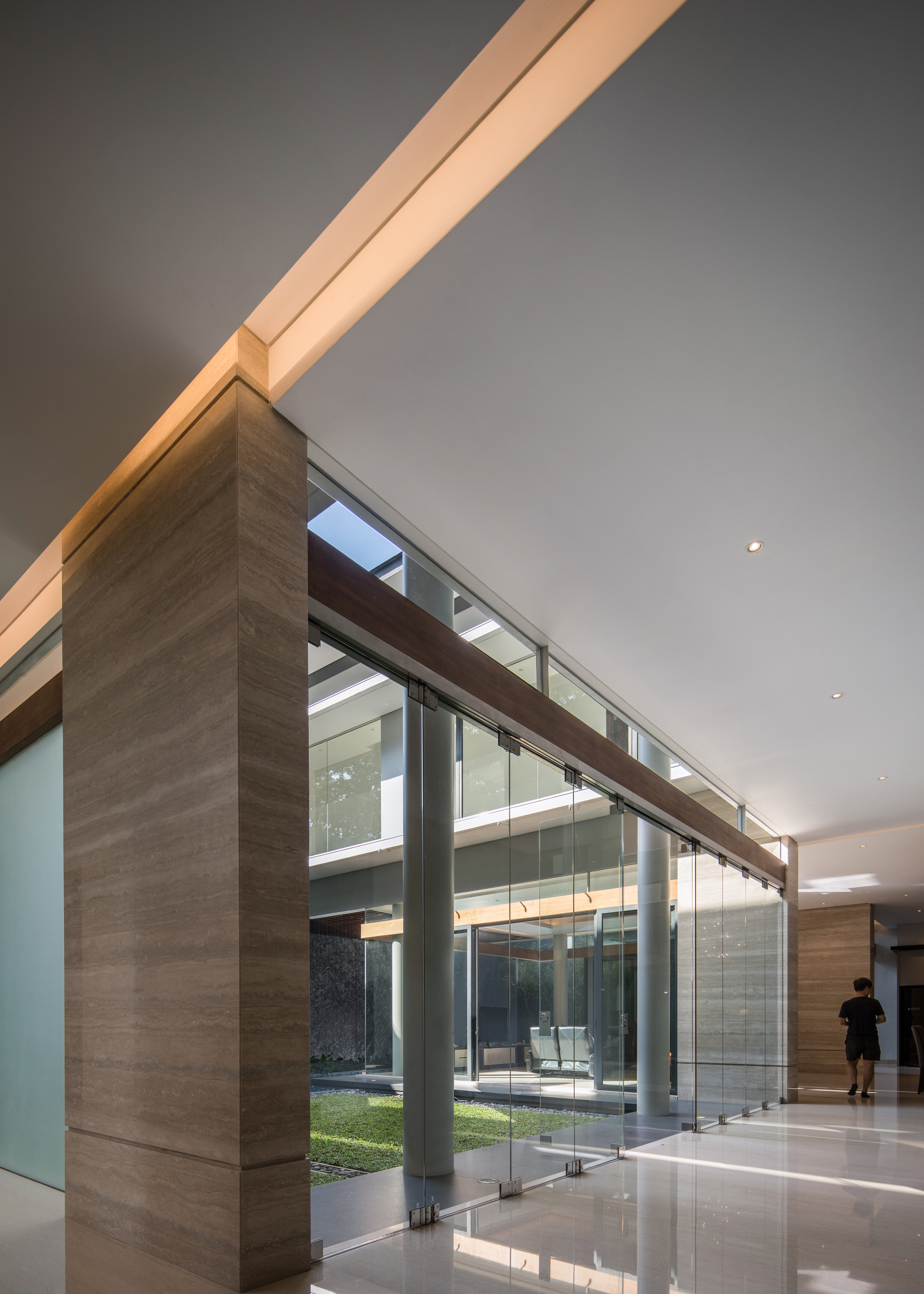 Gallery of FE House / Rakta Studio - 9