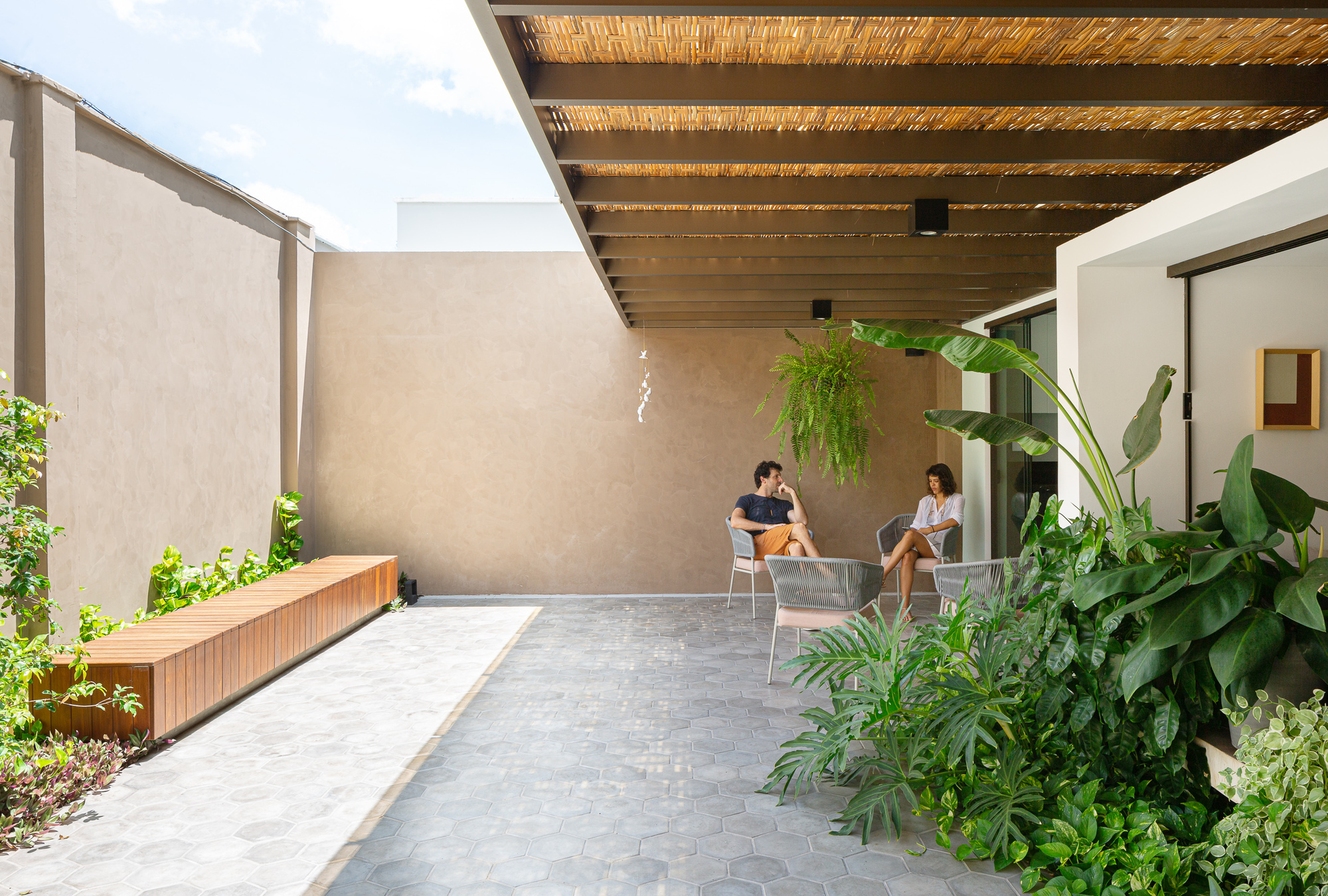 Gallery of Oasis House / Studio Kyze Arquitetura e Design - 5