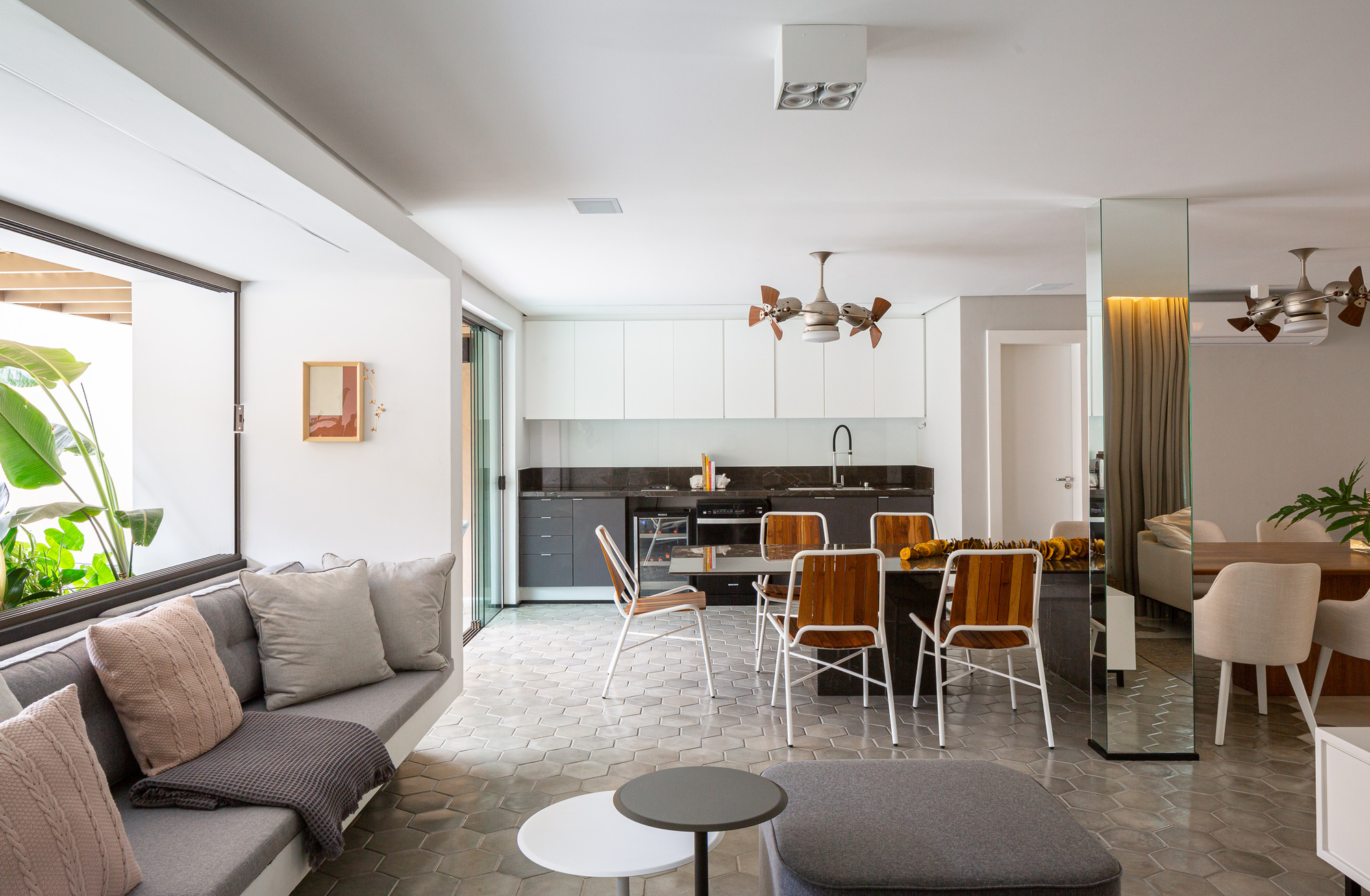 Gallery of Oasis House / Studio Kyze Arquitetura e Design - 8