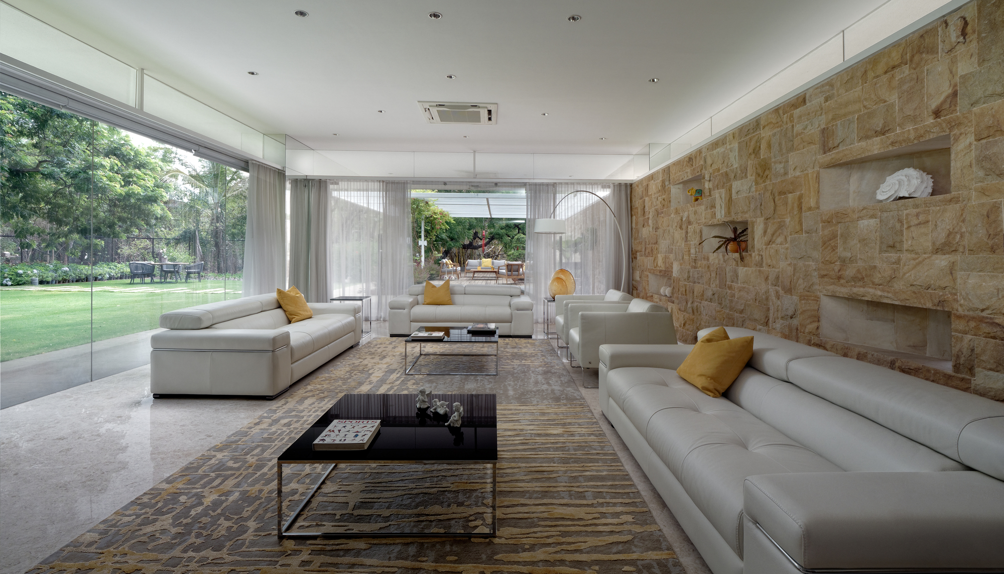 Galería de Casa de jardines flotantes / Niraj Doshi Design Consultancy - 9