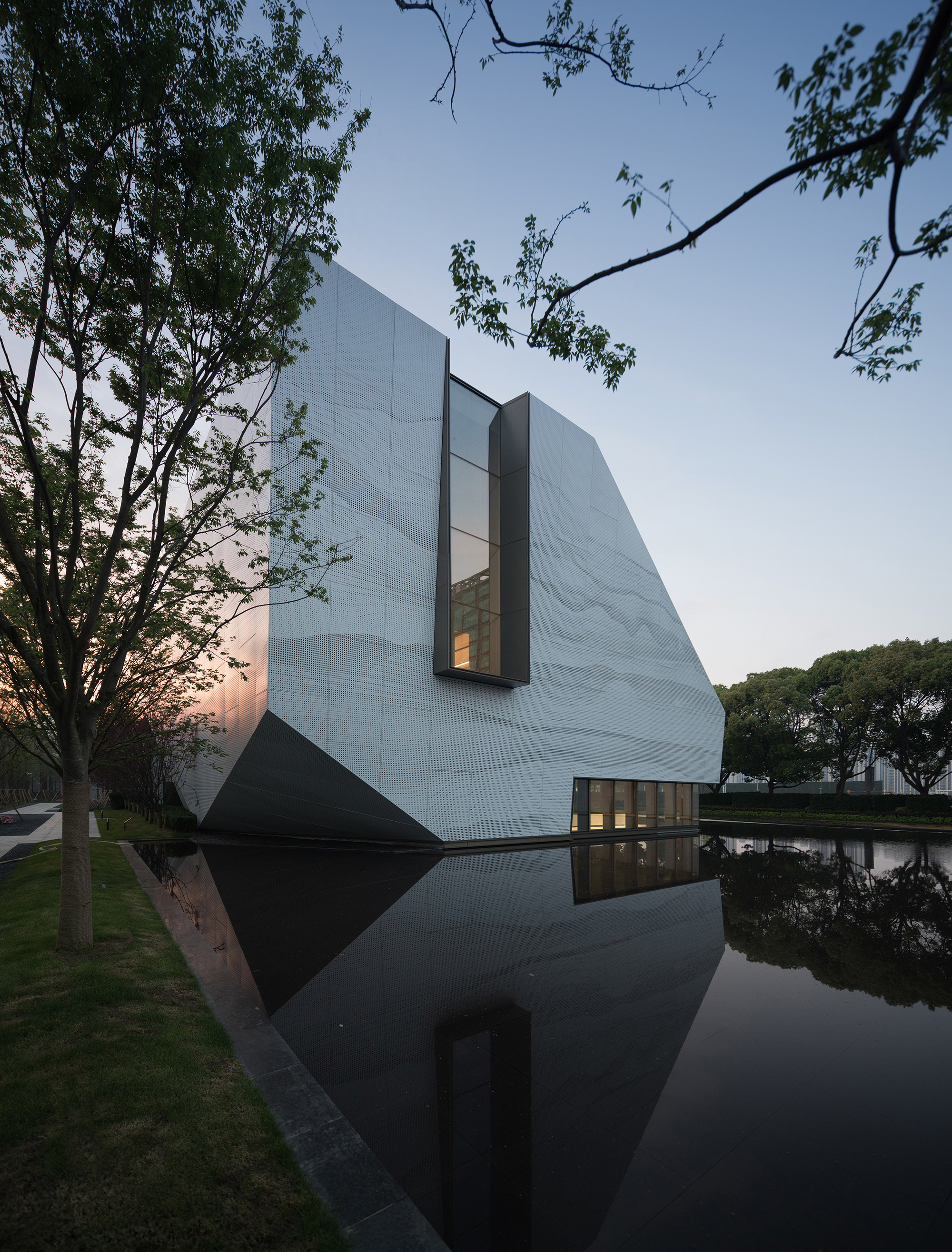 Gallery of Suzhou Financial Center Exhibition Hall / Lacime Architects - 30
