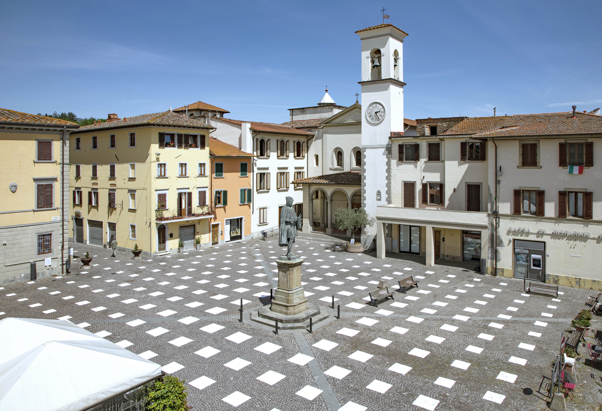 Gallery of Caret Studio Reactivates Italian Plaza While Respecting ...
