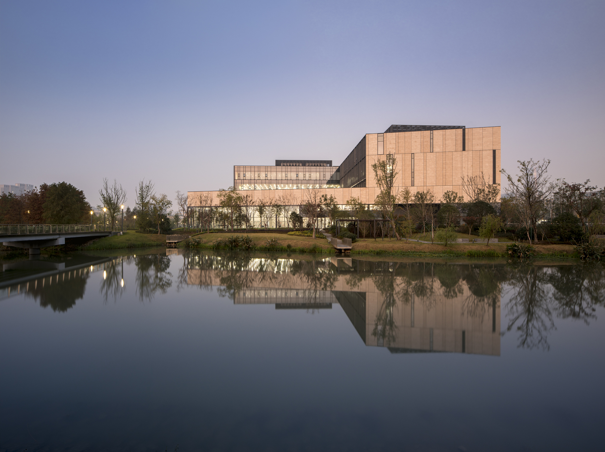 Gallery of Ningbo New Library / SHL - 6