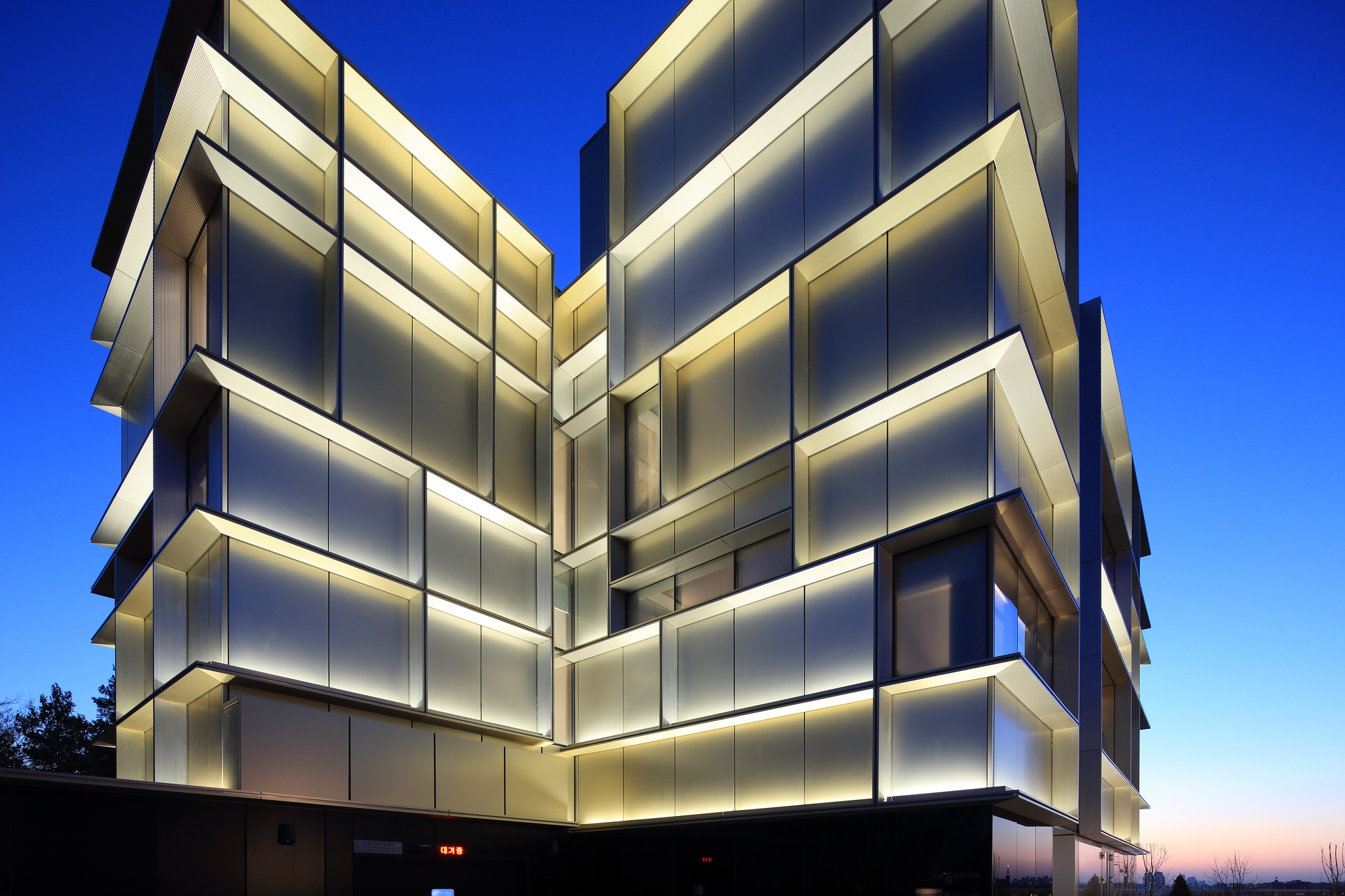 Gallery of La Cucina / Myeongborang / Choon Choi Architects - 15