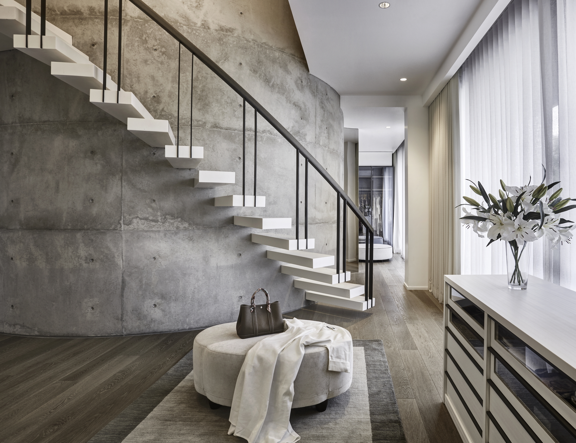 Gallery of Twisted House / Architects 49 House Design Limited - 3