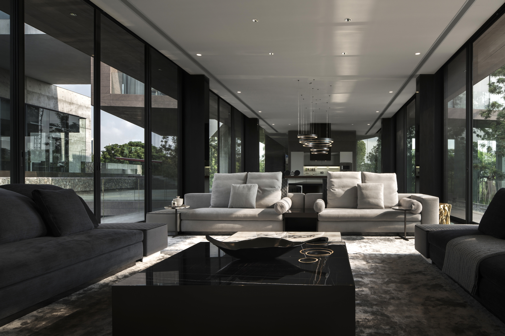 Gallery of Twisted House / Architects 49 House Design Limited - 15