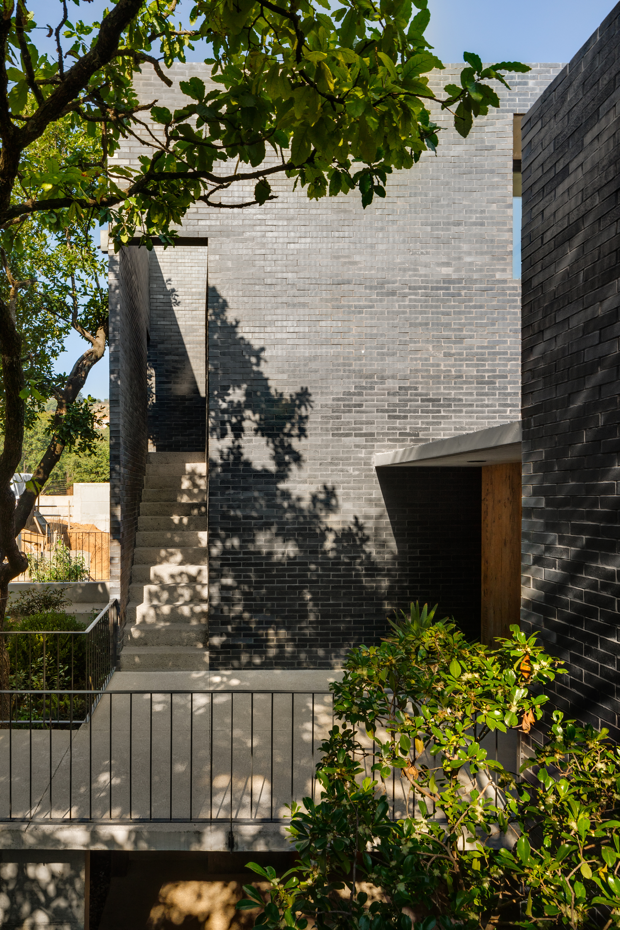 Gallery of CAB House / Estudio MMX - 10