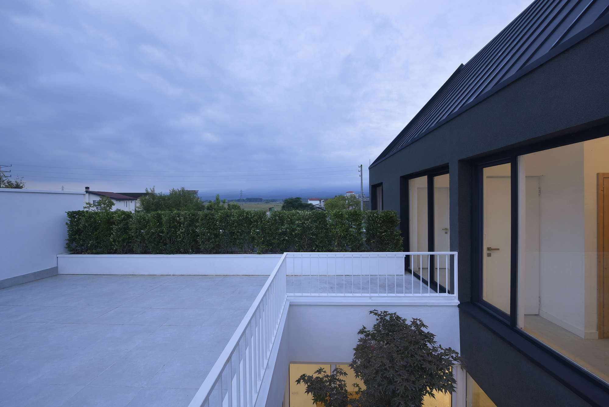 Gallery of Afra House / DAAL Studio - 6
