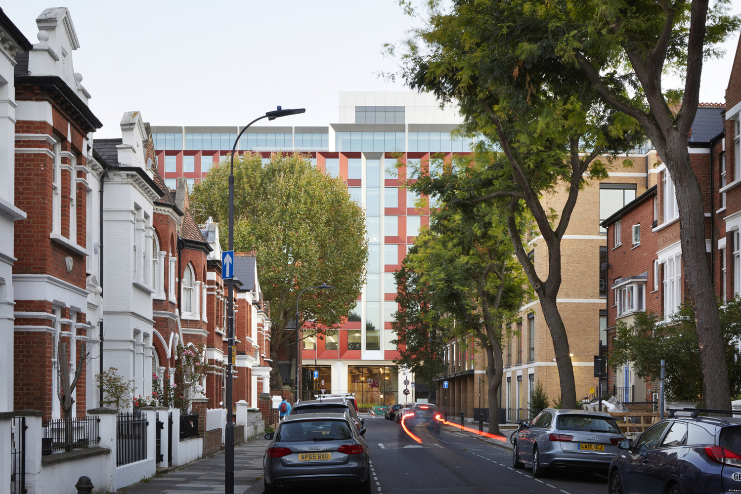 Gallery of 245 Hammersmith Road Building / Sheppard Robson - 8