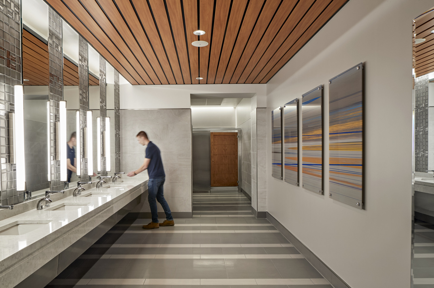 Gallery of Jay and Susie Gogue Performing Arts Center / Wilson Butler ...