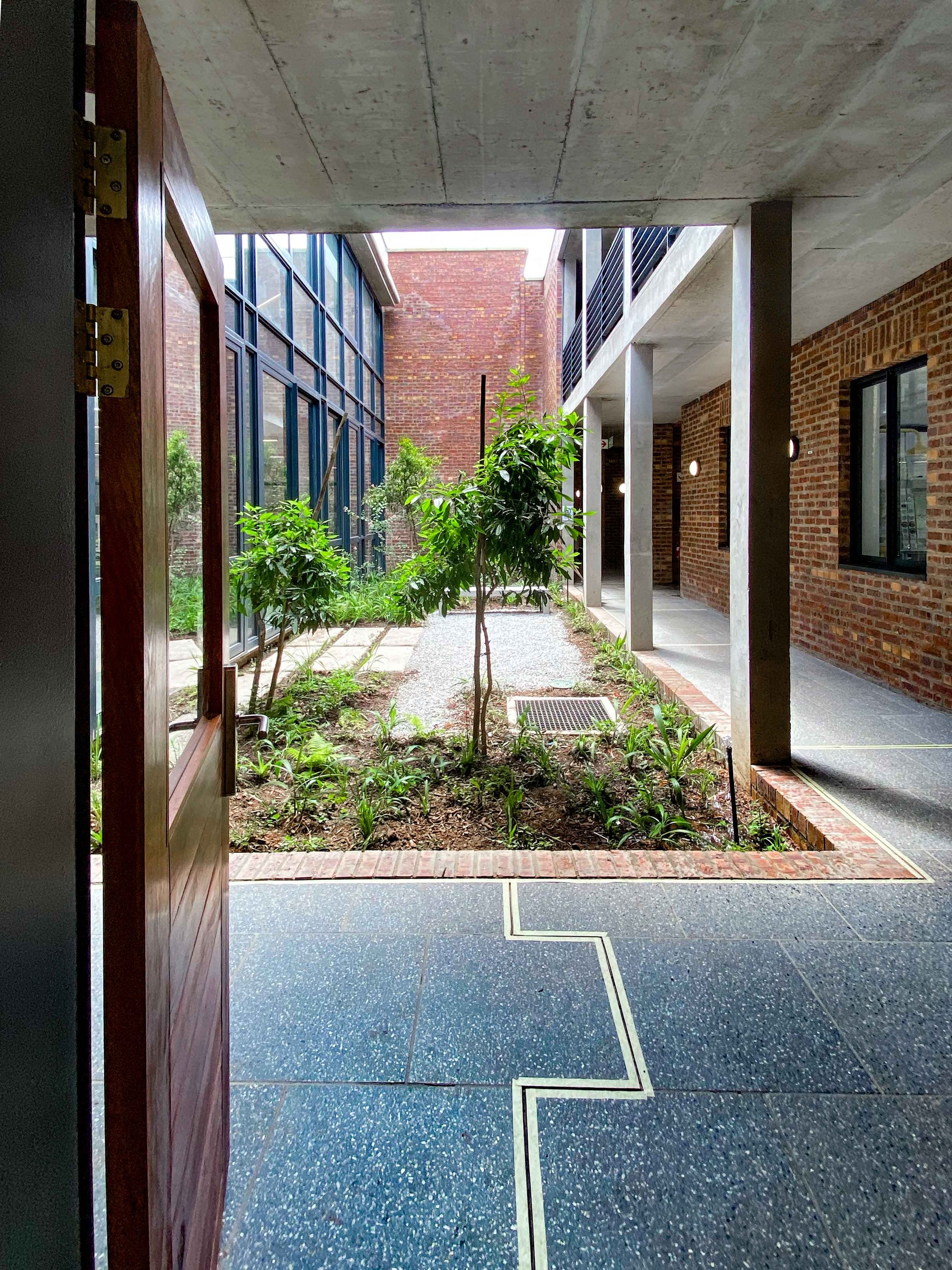 Gallery of Science Research Facilities / Ludwig Hansen Architects ...