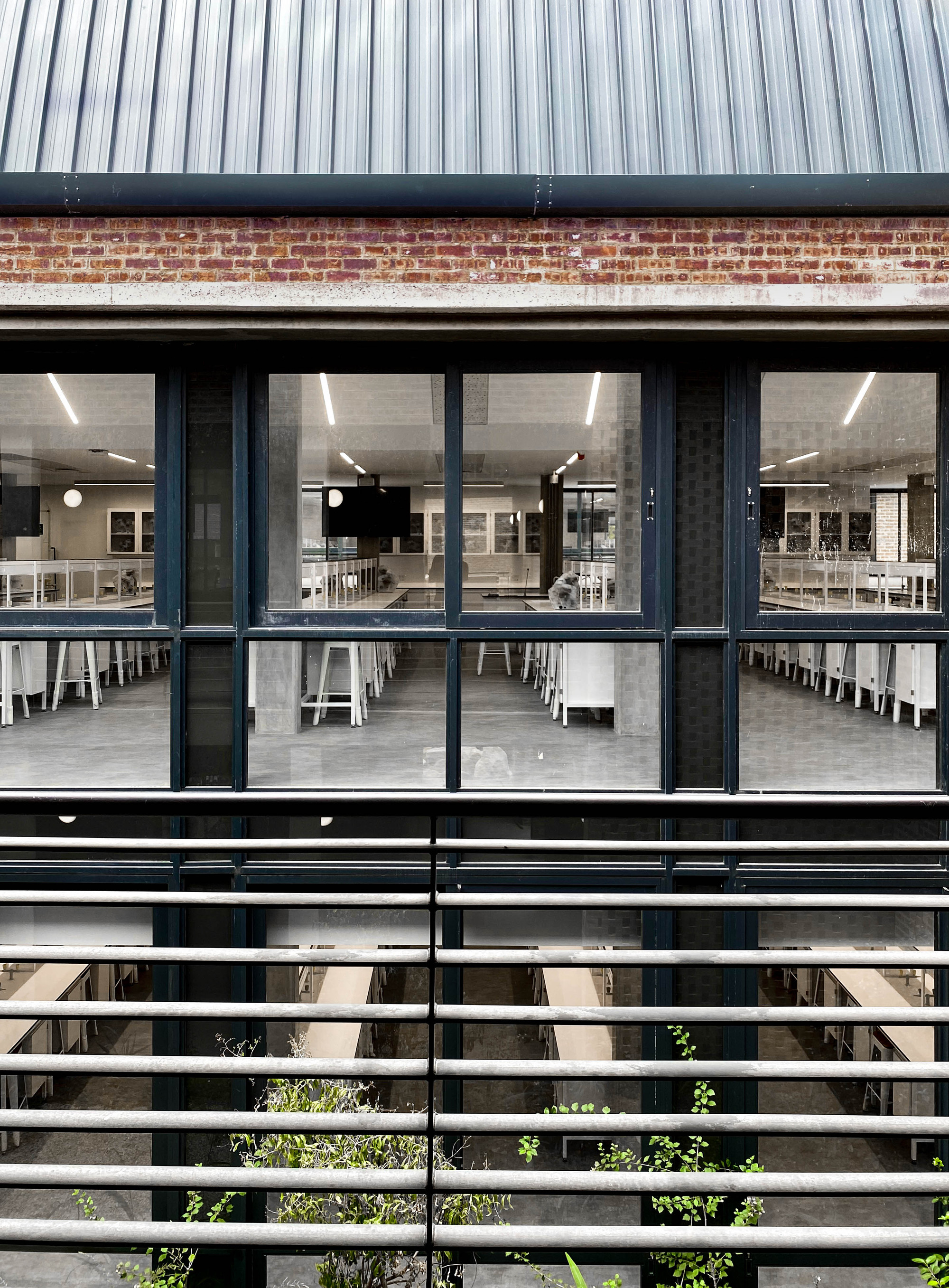 Gallery of Science Research Facilities / Ludwig Hansen Architects ...