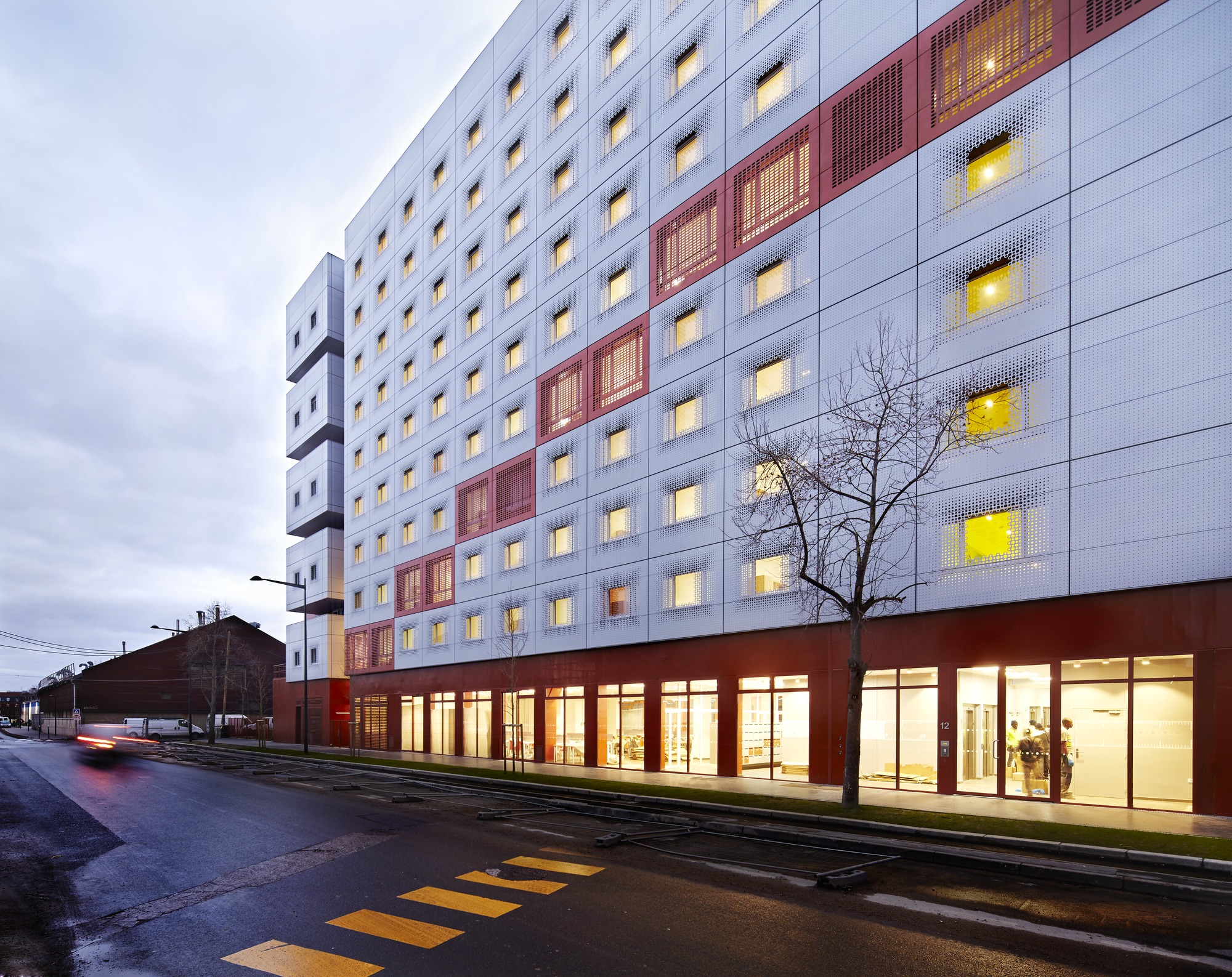 Gallery of 2en1 Students Halls / BFV Architectes - 9