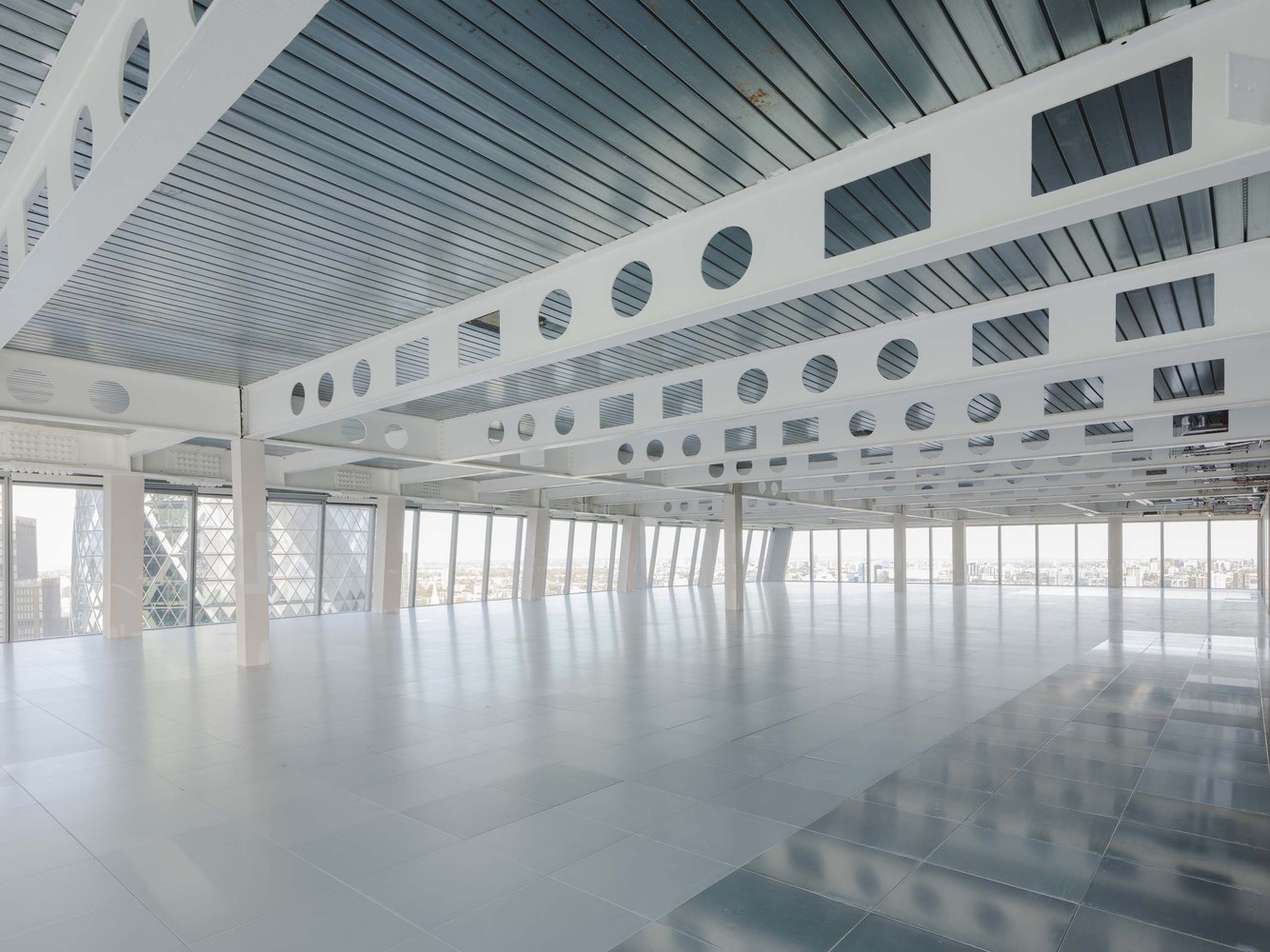 Gallery of The Scalpel / KPF - 16