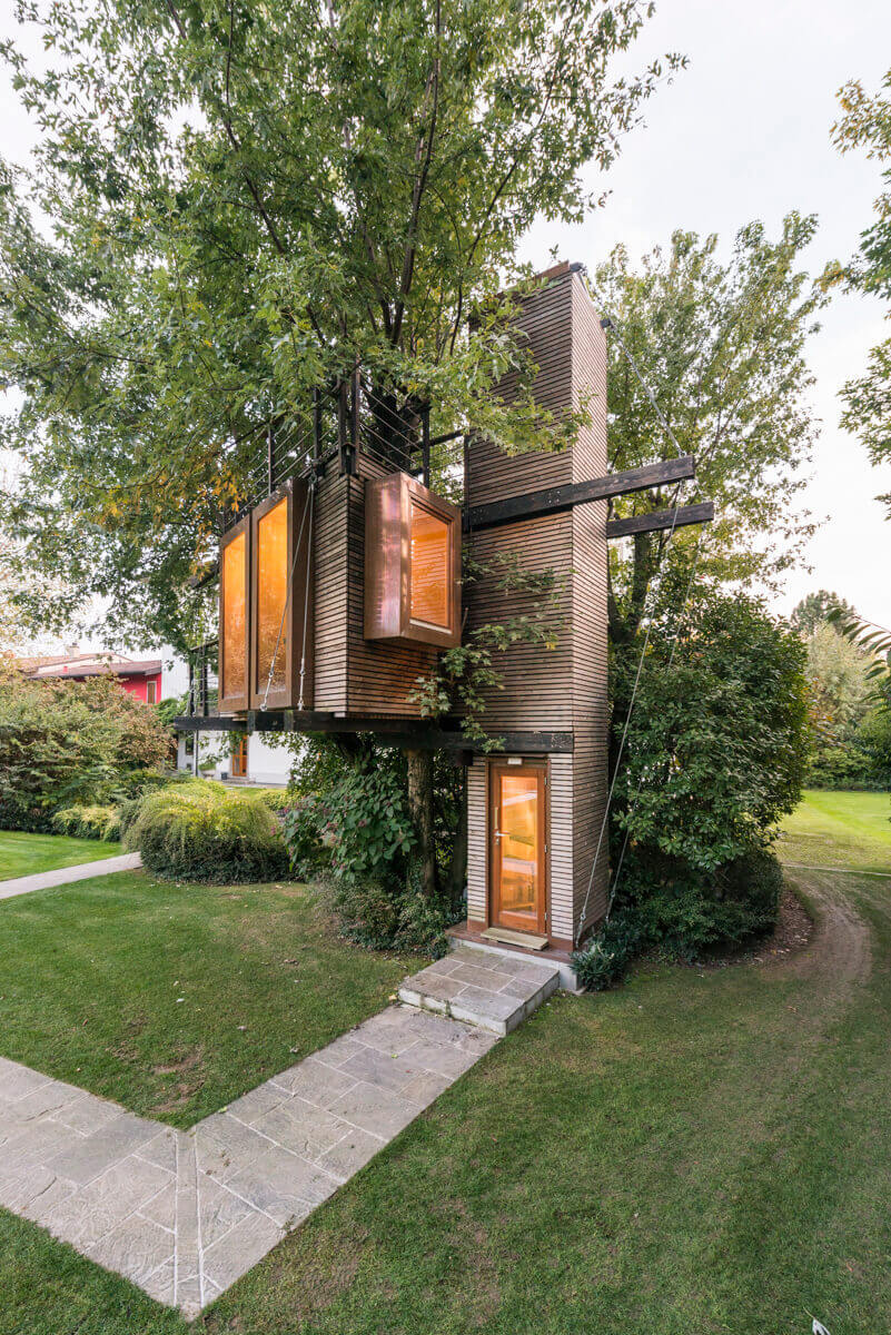 Gallery of Tips for Building a Tree House - 17