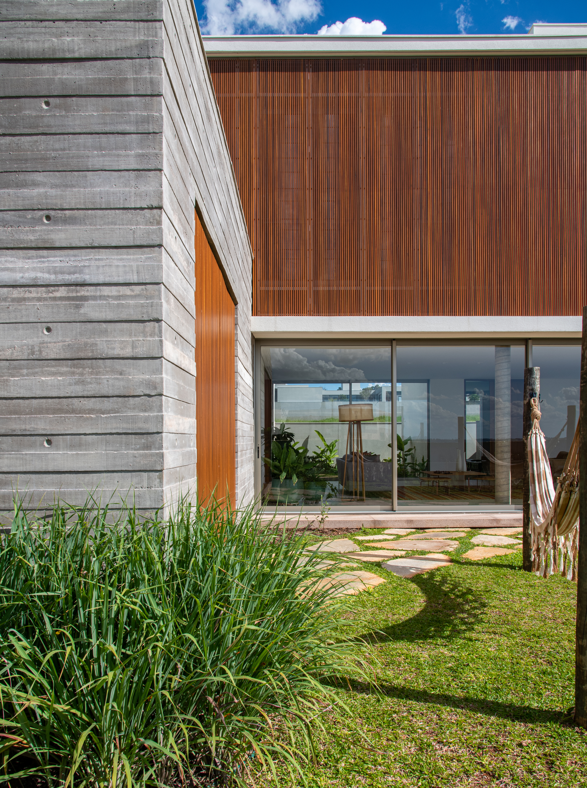 Gallery of RA House / lb+mr - 30