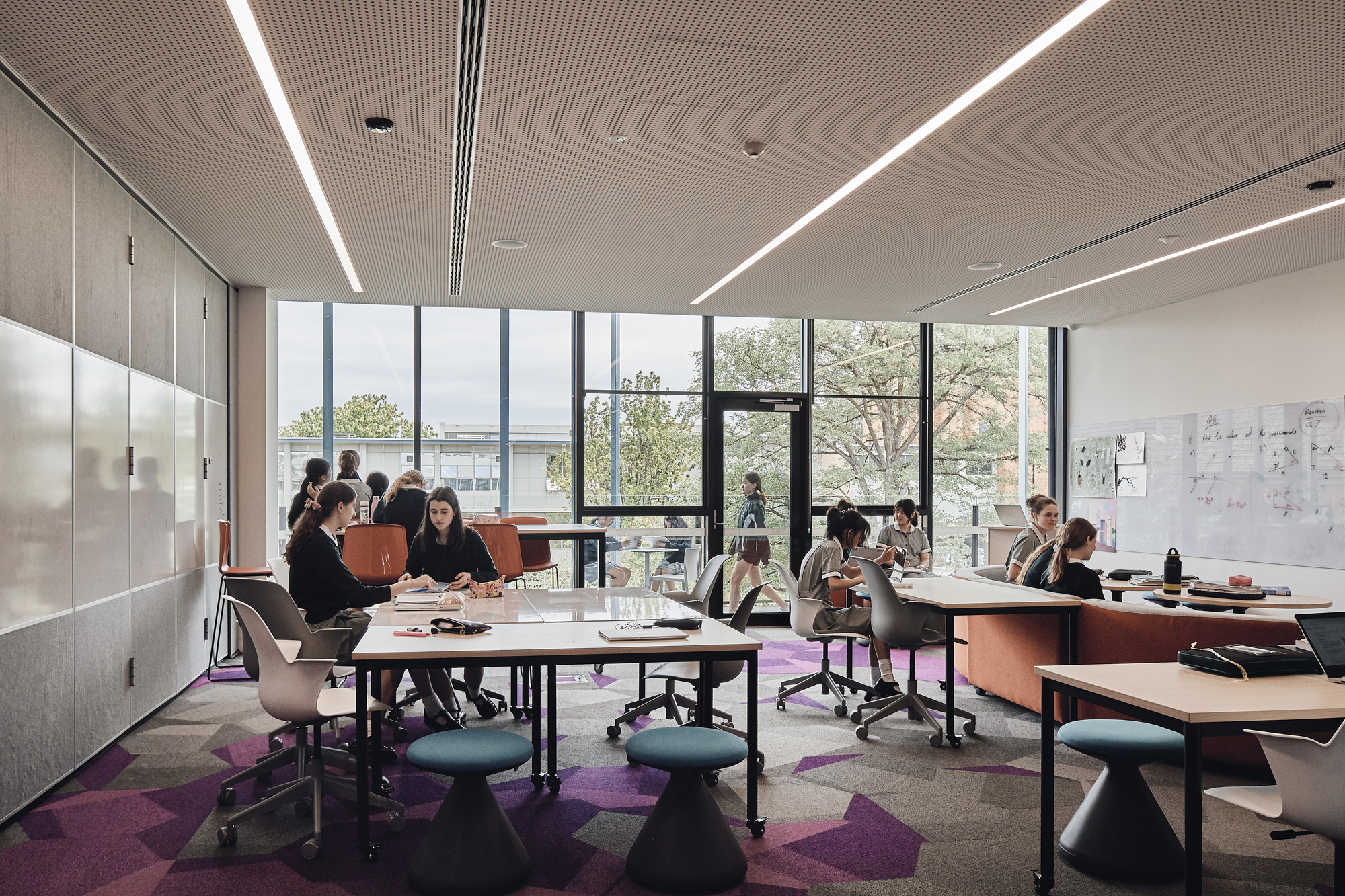 Gallery of MLC Nicholas Learning Centre / McIldowie Partners - 13