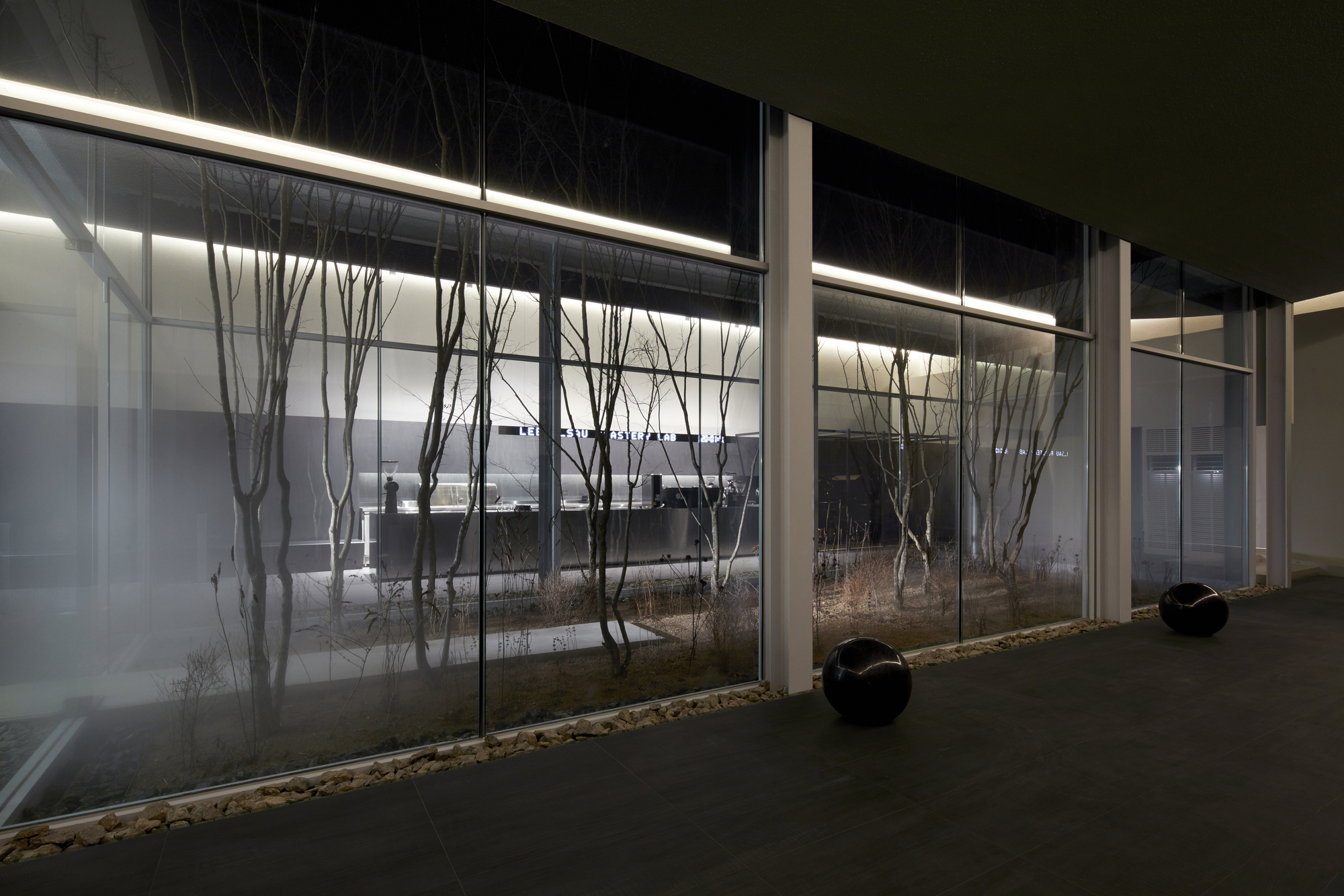 Gallery of LEEDO SAU Coffee / ATMOROUND - 6