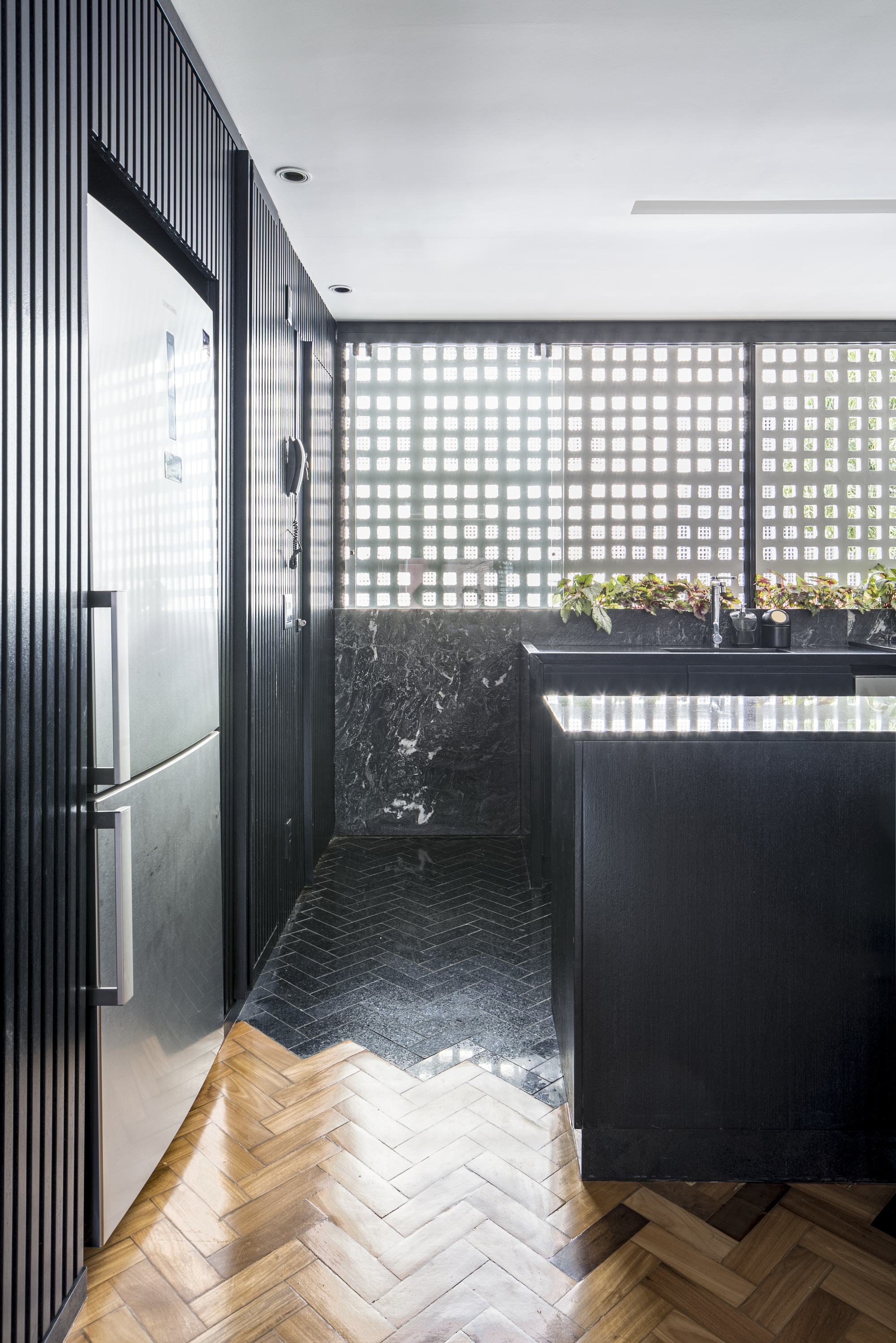 Gallery of Monochromatic Kitchens: 3 Design Strategies with a Single ...