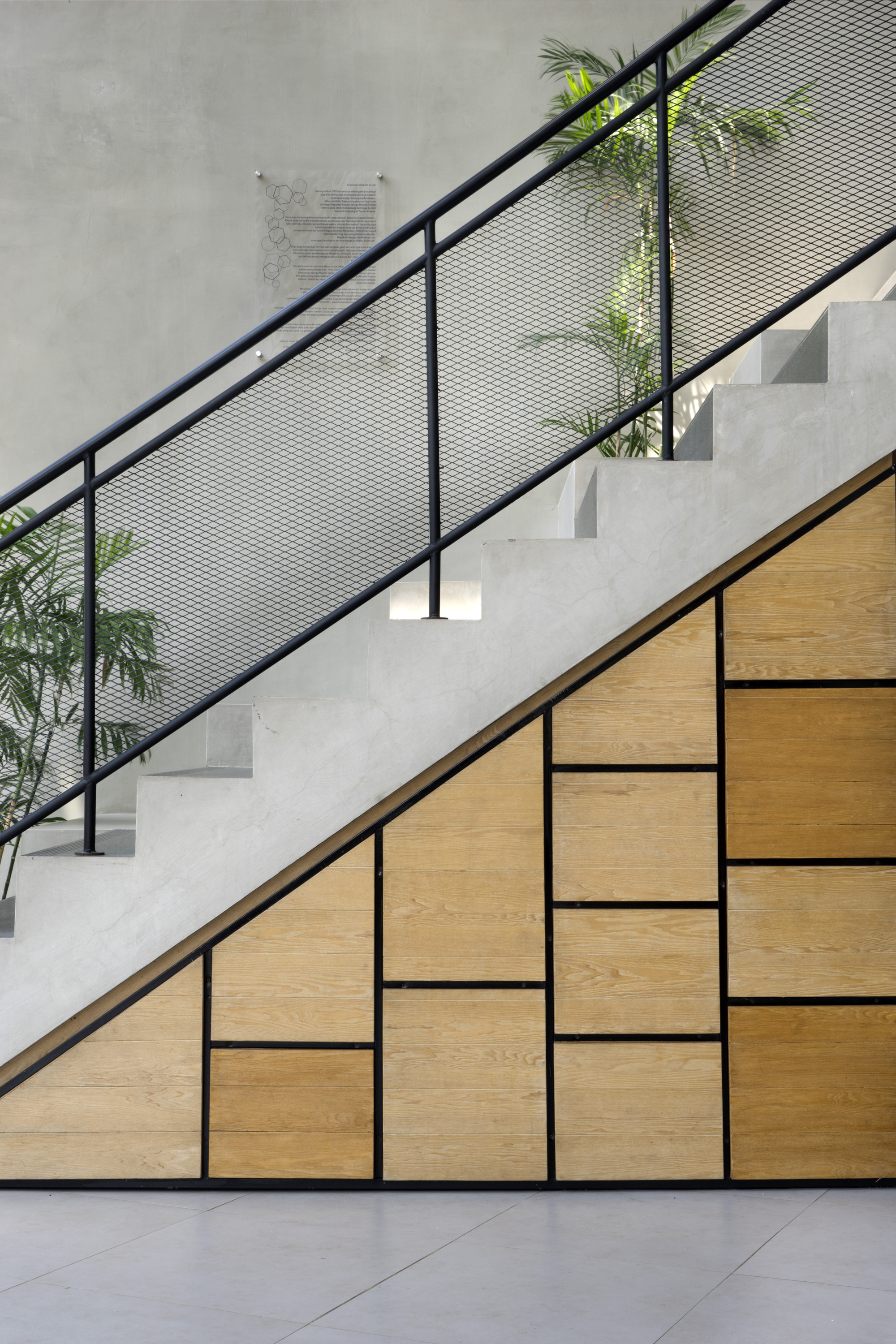 Gallery of Honeycomb Mosque / Andyrahman Architect - 19