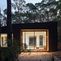 Hidden House / Archterra Architects | ArchDaily