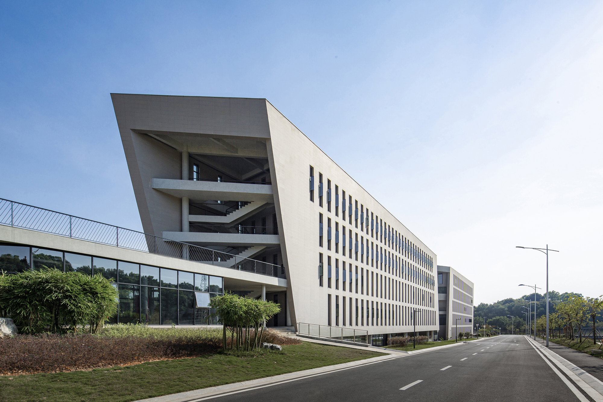 Gallery of NetEase Guangzhou Headquarters / Atelier Y - 25