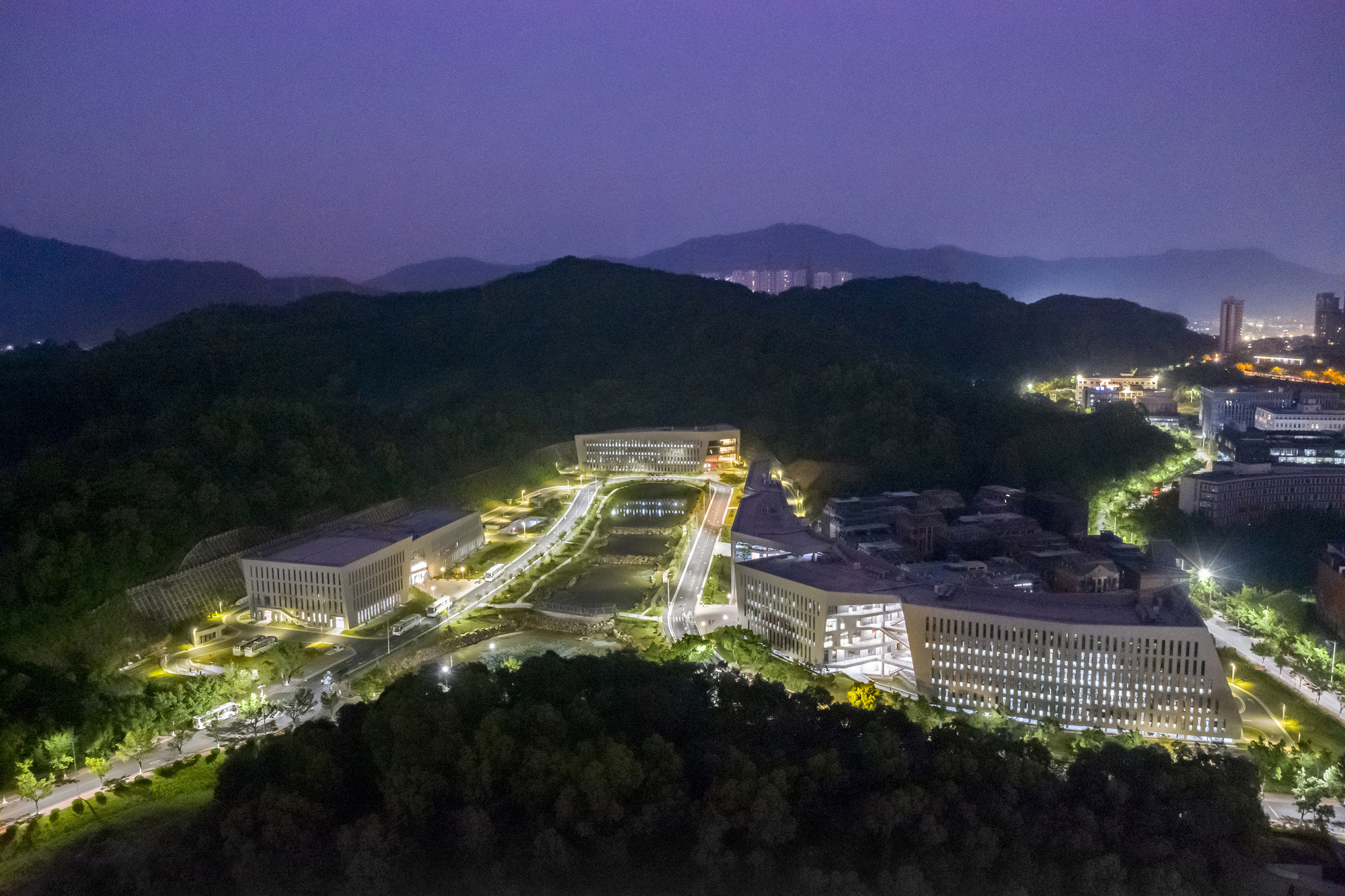 Gallery of NetEase Guangzhou Headquarters / Atelier Y - 27